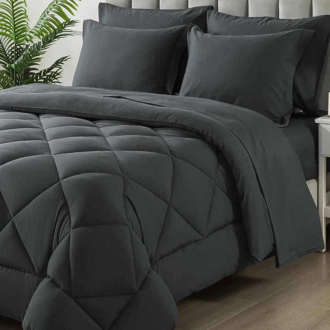 Walmart is selling a $70 comforter set for just $36 - TheStreet
