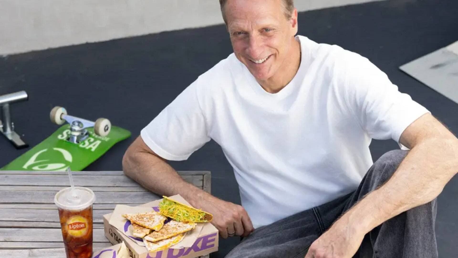 Taco Bell teams up for impressive celebrity collaboration - TheStreet