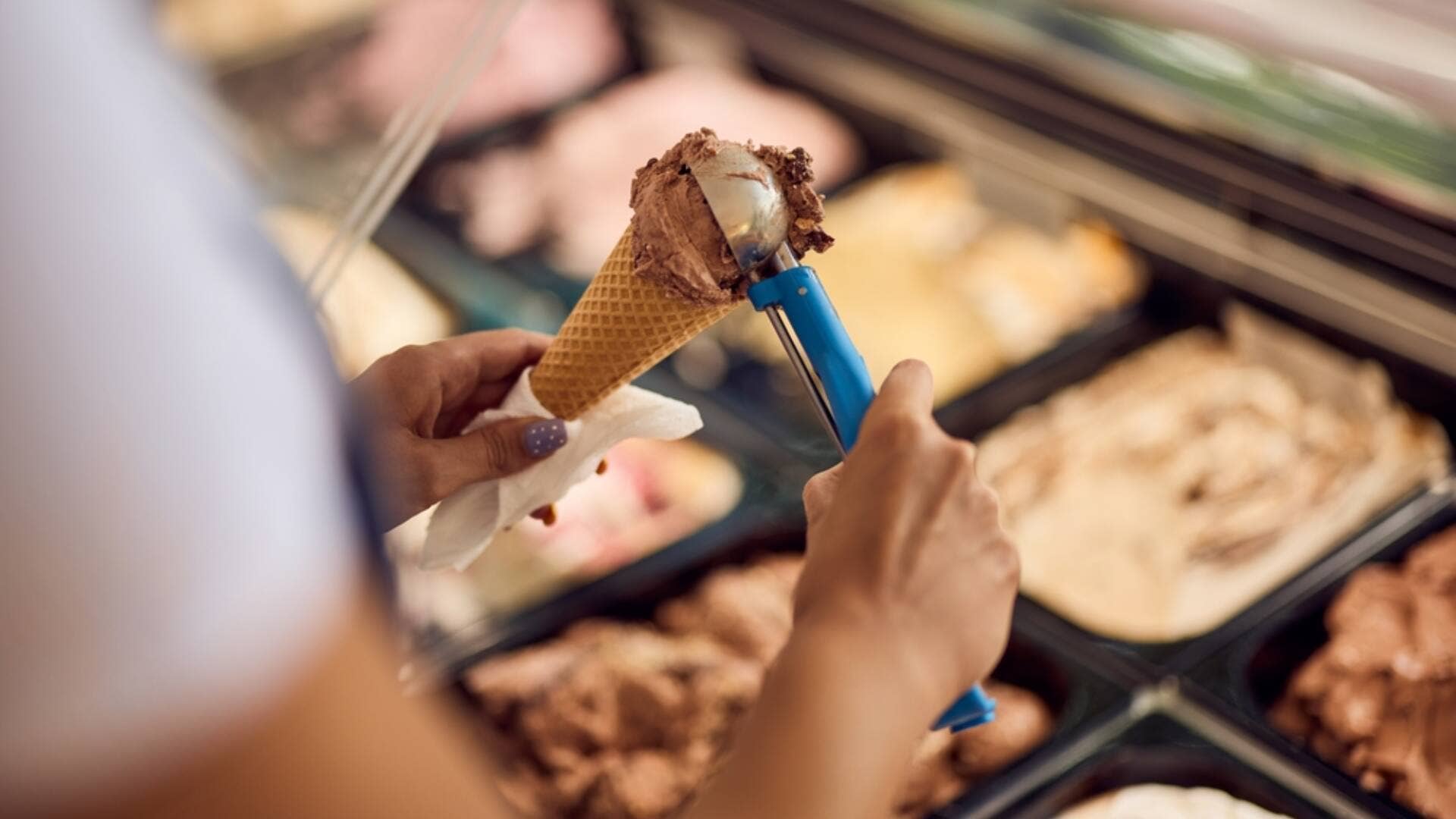 Bankrupt ice cream chain lost 750 stores, now betting on comeback ...