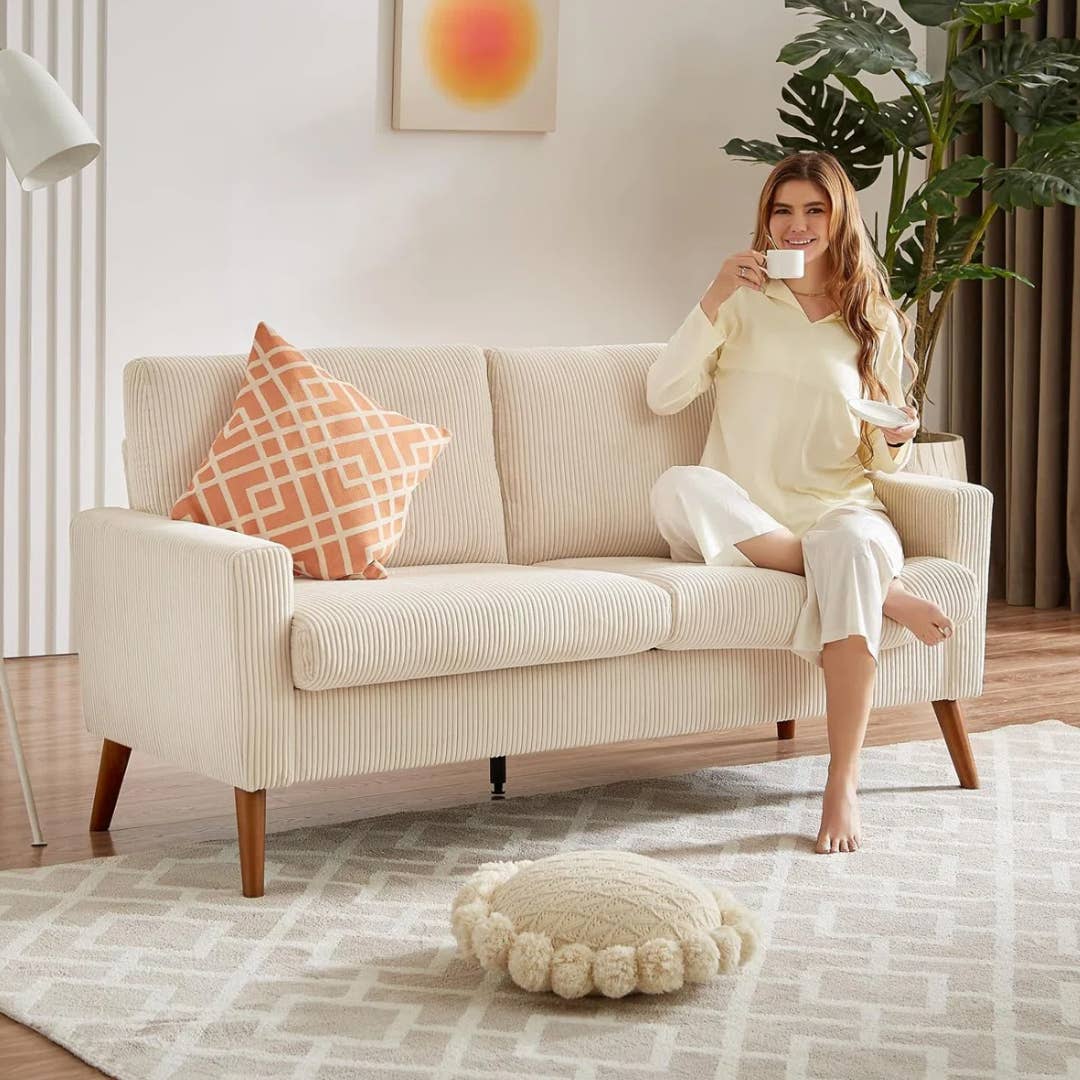 Wayfair is selling an $800 sofa for only $250 - TheStreet