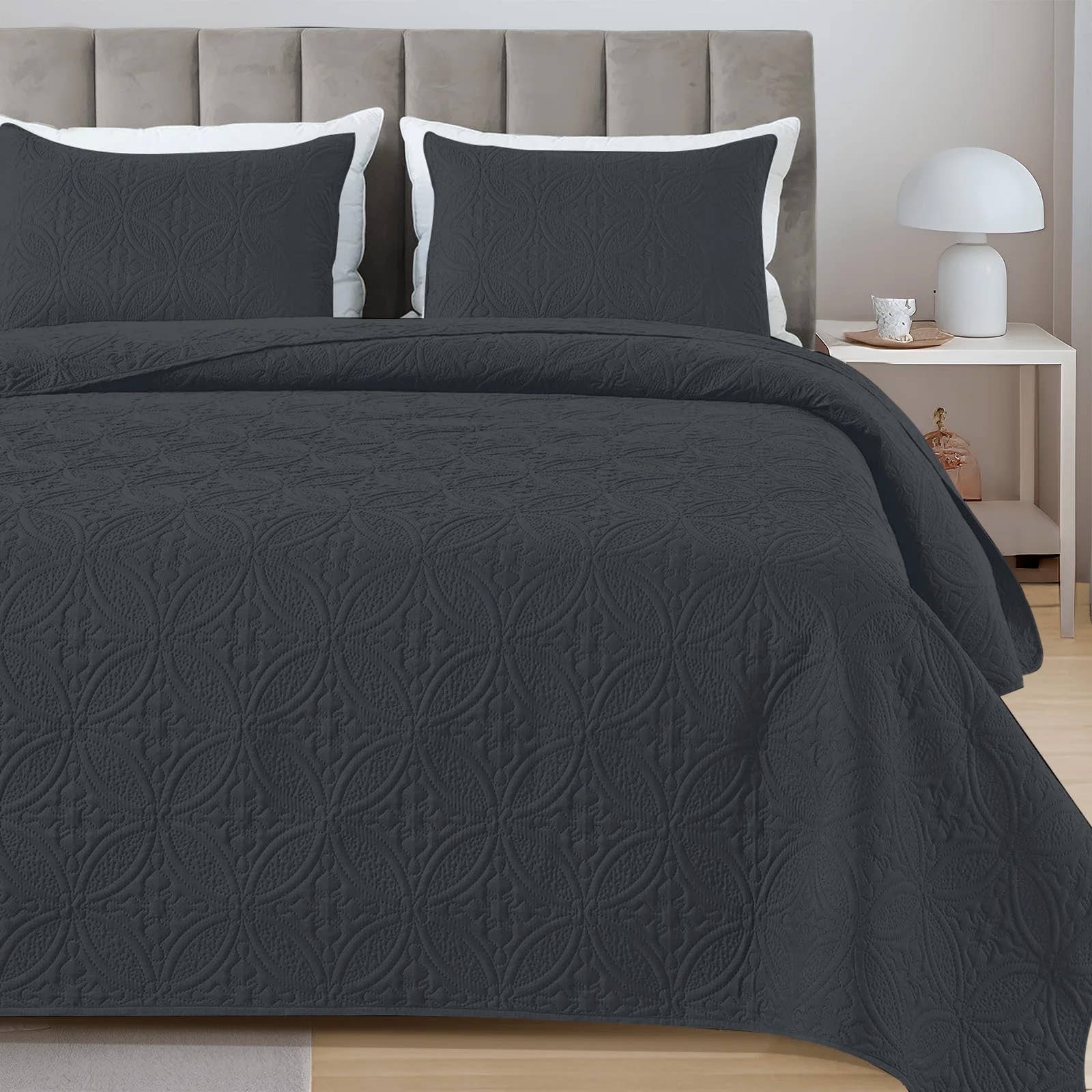 Walmart is selling a $40 quilt set for just $25 - TheStreet