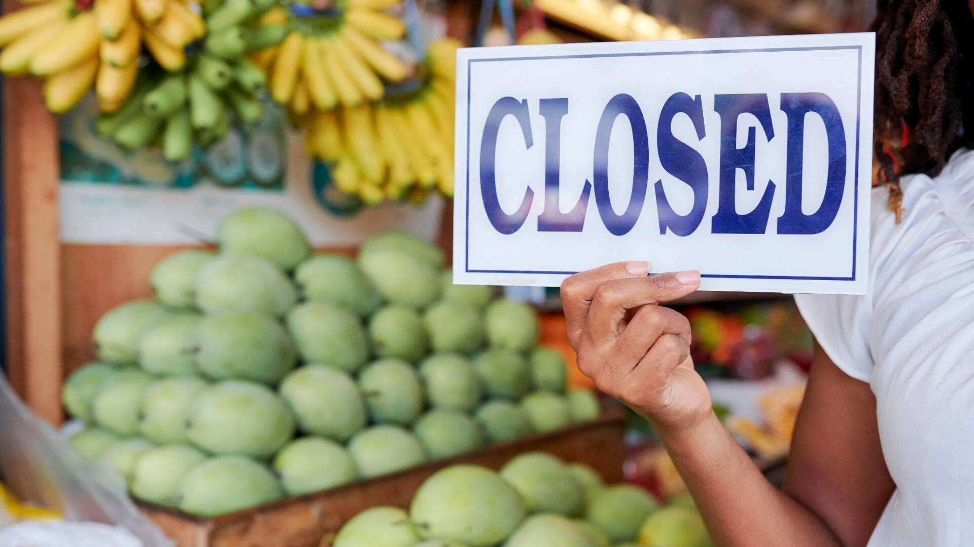 85-year-old grocery store chain closure causes major problem - TheStreet