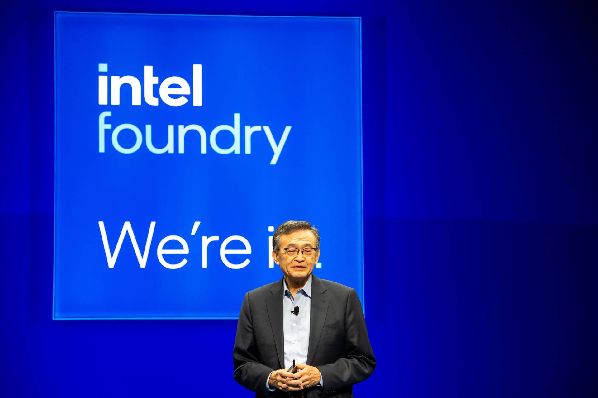 Intel stock faces a chipmaking Catch-22, top analyst warns investors ...