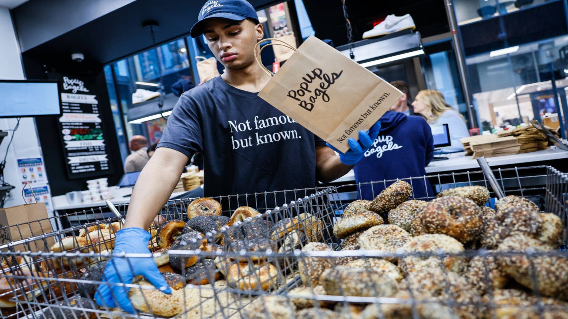 TikTok-famous bagel chain adding over 100 stores, opening nationwide ...