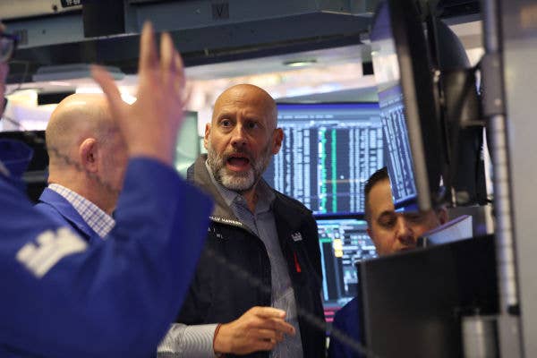Stock Market Today: Nvidia Rallies 5% On $500 Billion Booking ...