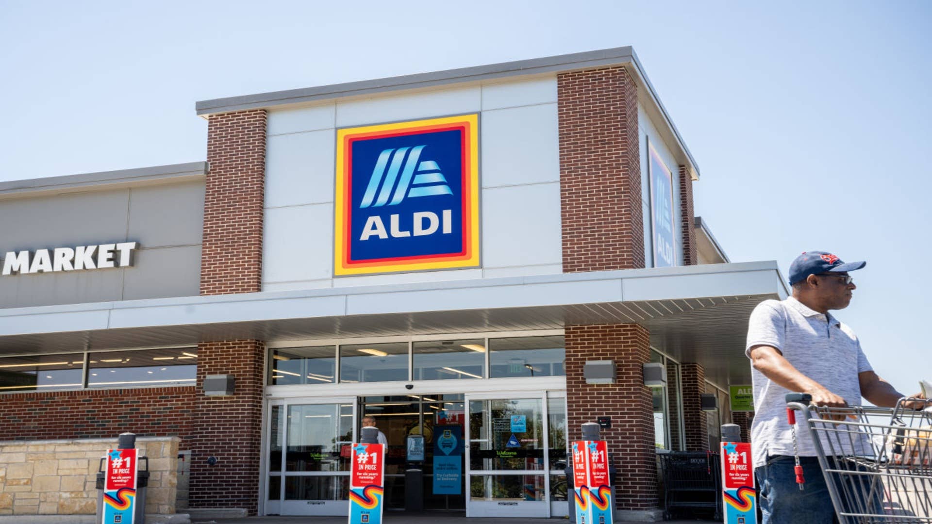 Aldi adds convenient new perk many customers can’t afford - TheStreet