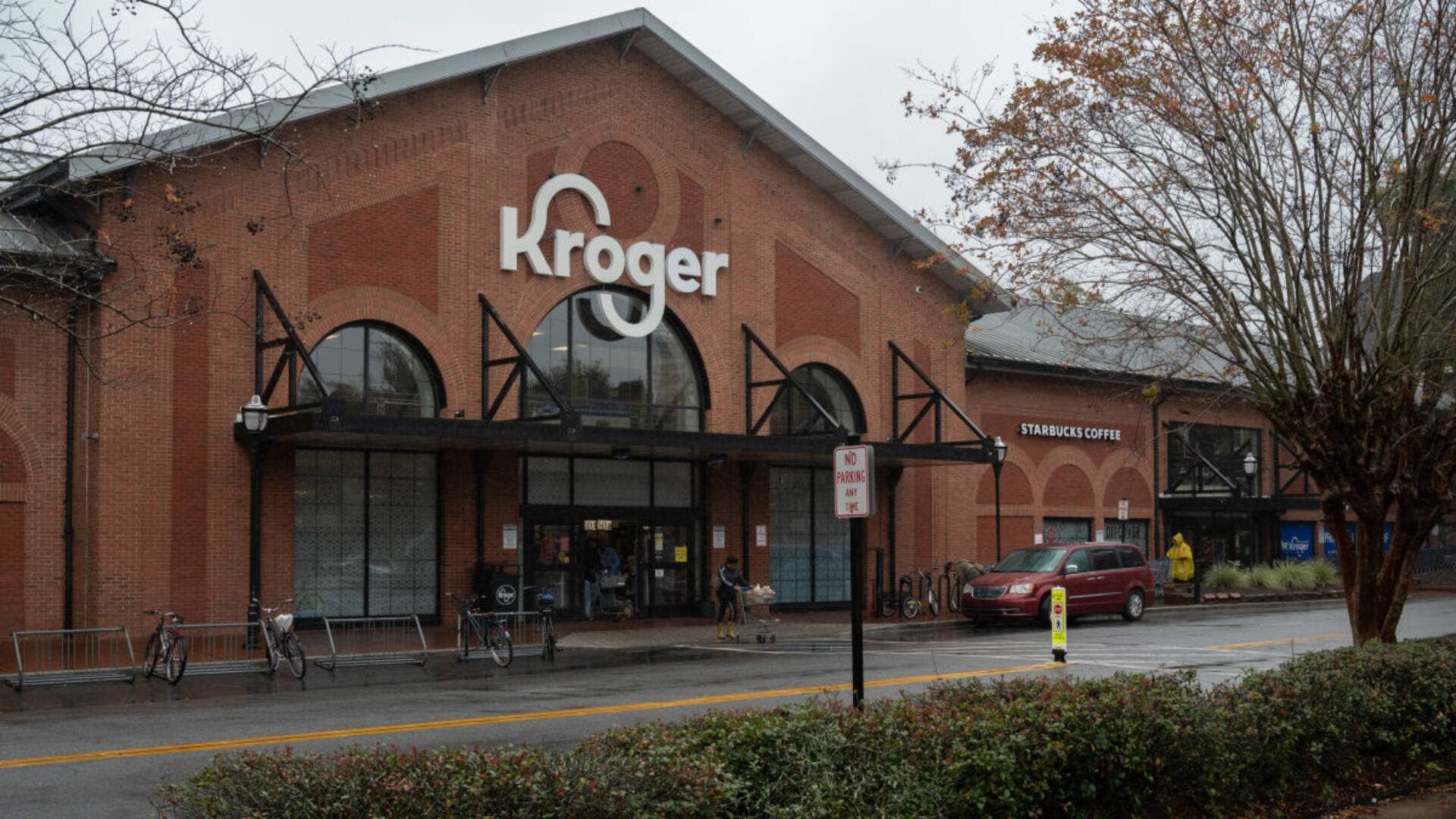 Kroger expands food recall as CDC and USDA warn of listeria risks ...