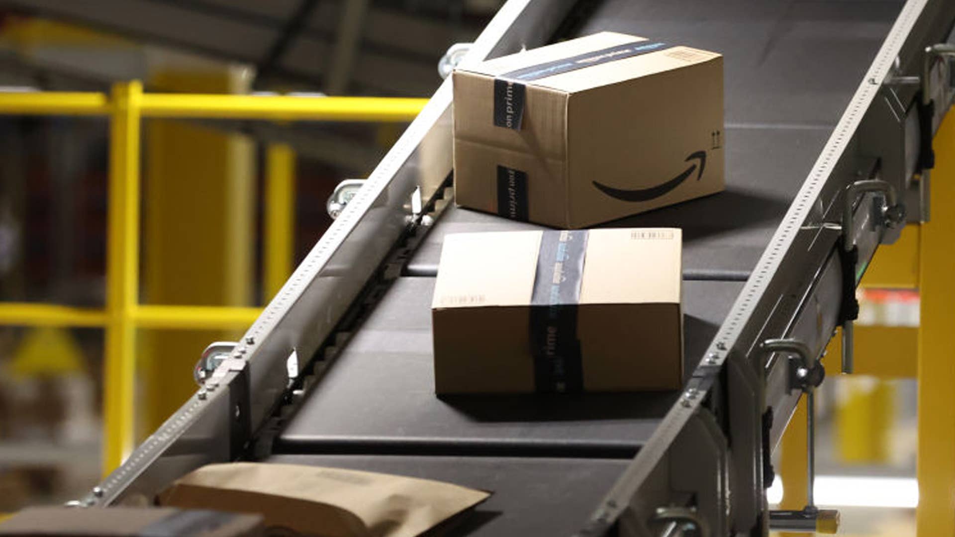 Amazon is selling a $40 ergonomic mouse for $18 - TheStreet