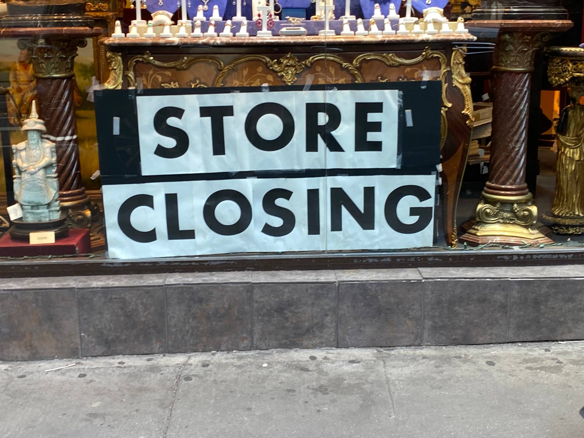 Why so many retail stores are still closing - TheStreet