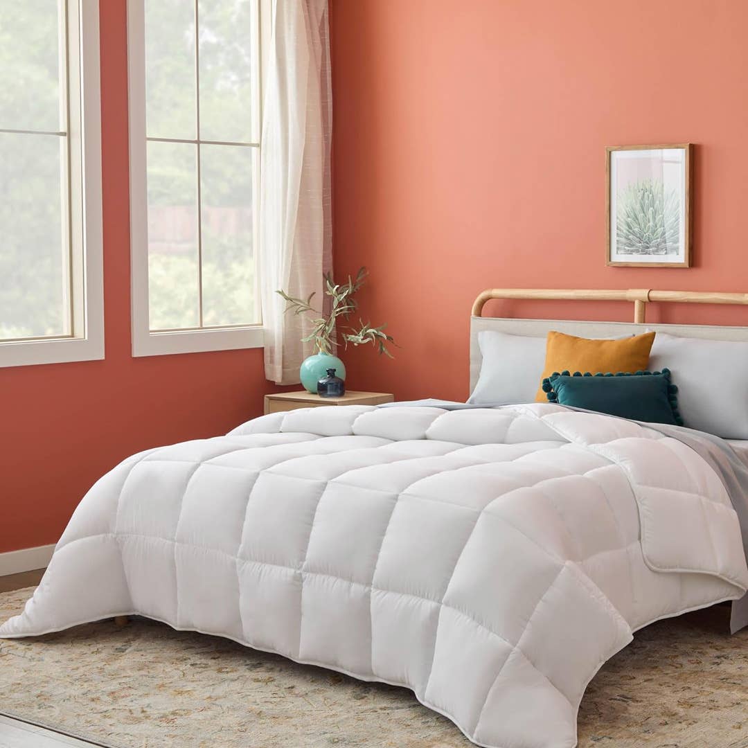 Amazon is selling a $64 king comforter for only $32 - TheStreet