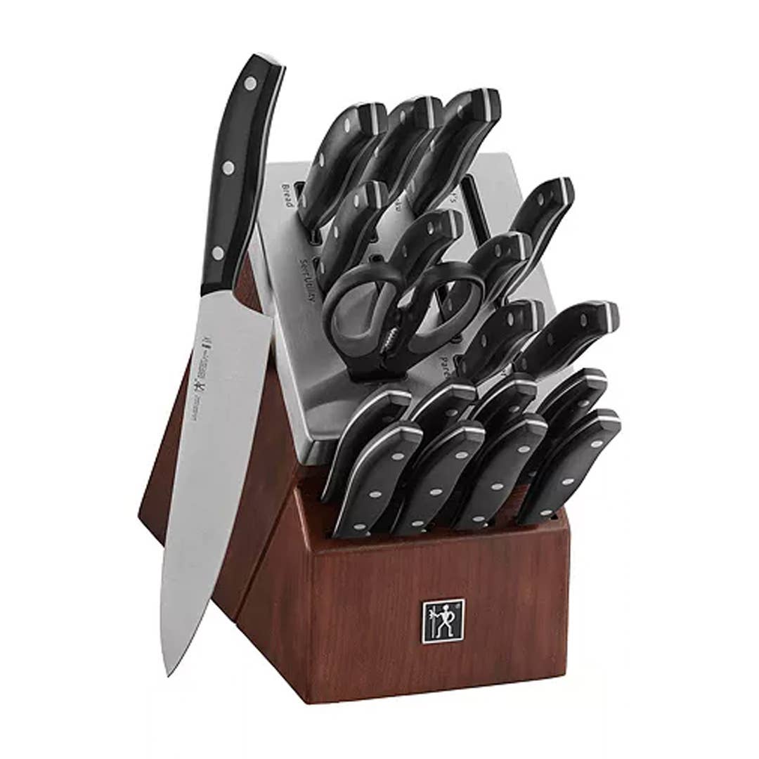 Macy's is selling a $572 cutlery set for just $170 - TheStreet