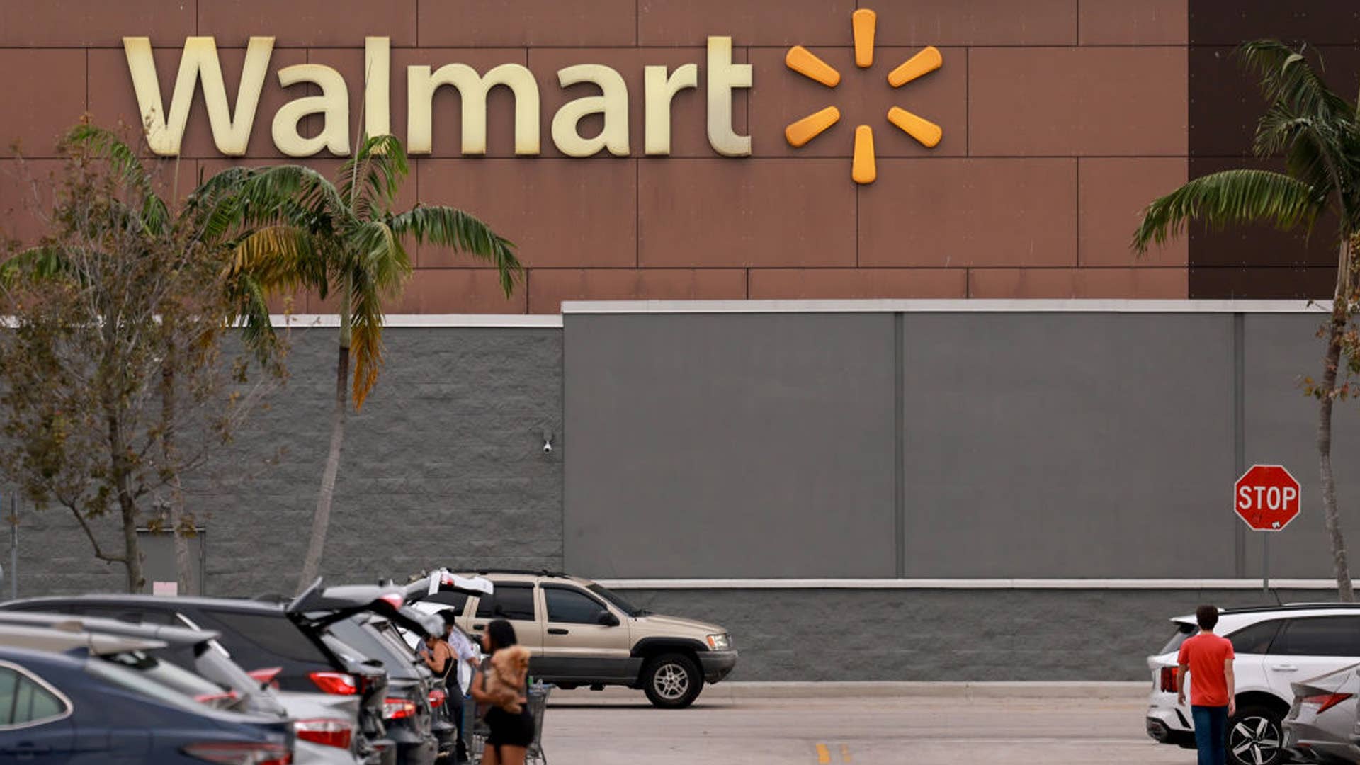 Walmart is selling a $200 dash cam for just $47 right now - TheStreet