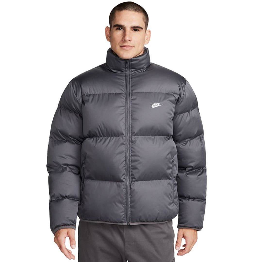 Macy's is selling a $200 puffer coat for only $120 - TheStreet