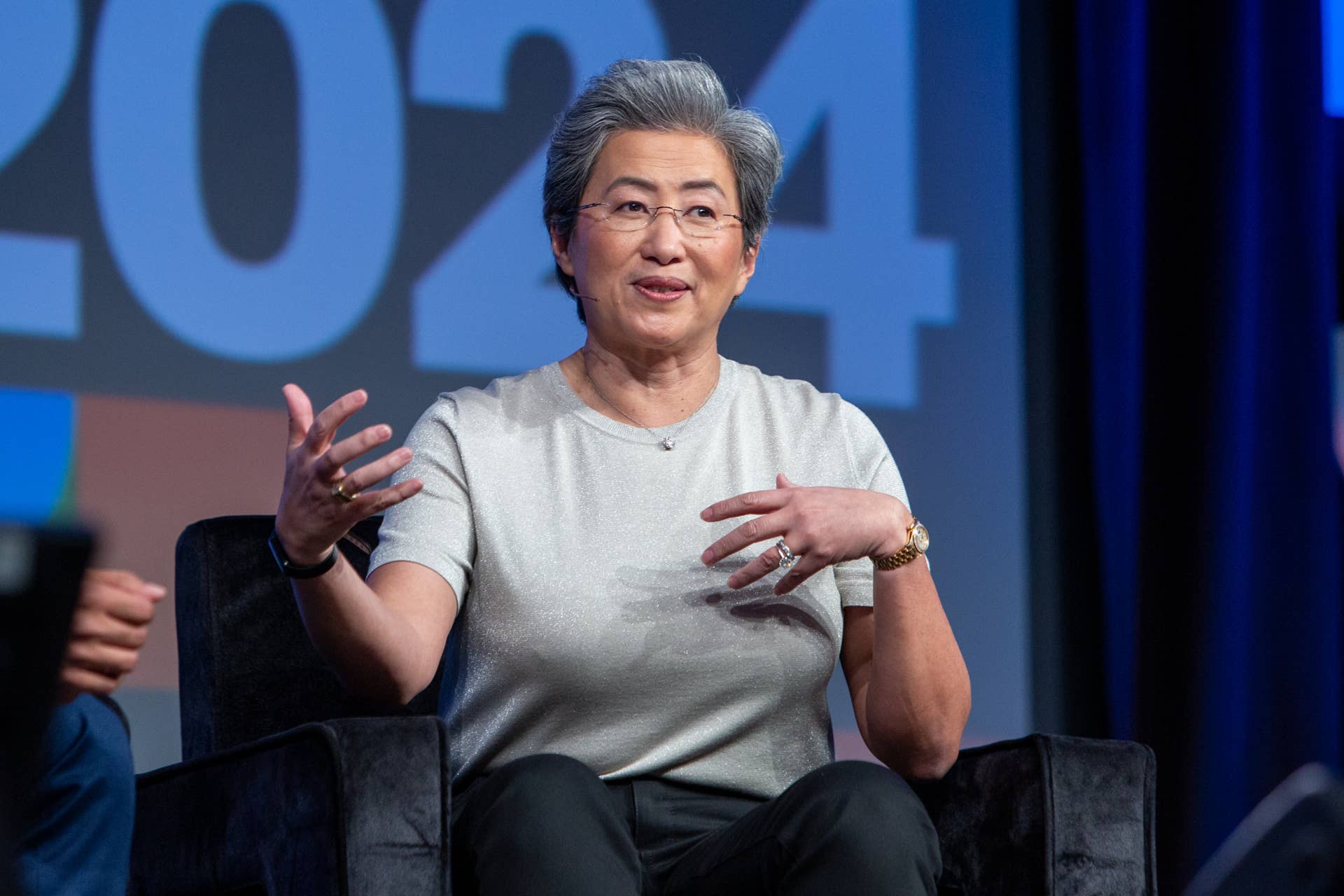 Lisa Su’s net worth: How she saved AMD & built her wealth - TheStreet