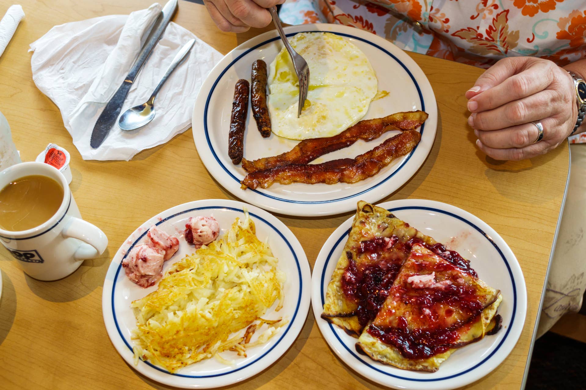 IHOP announces major discount on eggs to outdo rivals - TheStreet