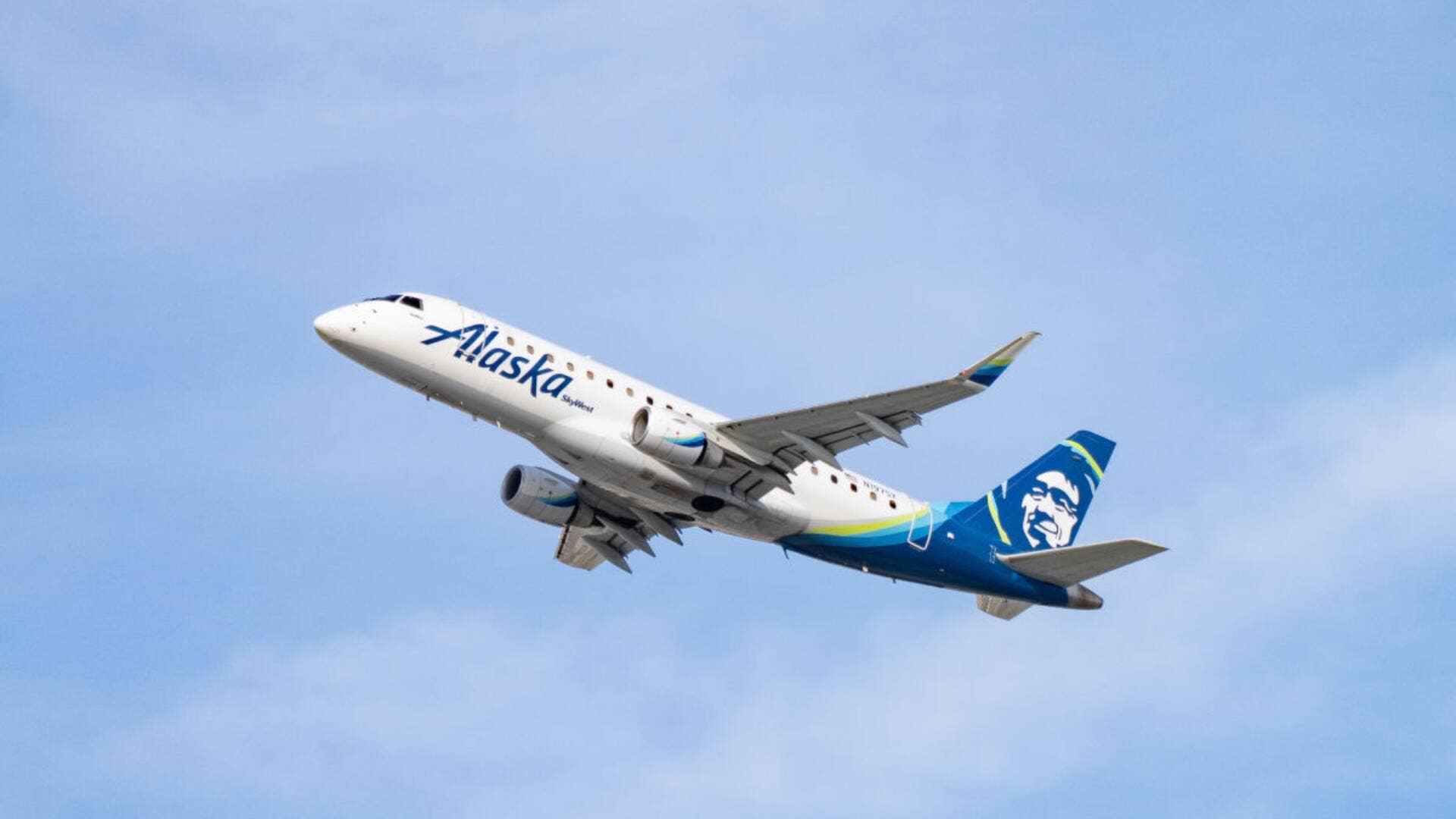 Airline industry CEO sounds the alarm on Covid-style shutdown - TheStreet