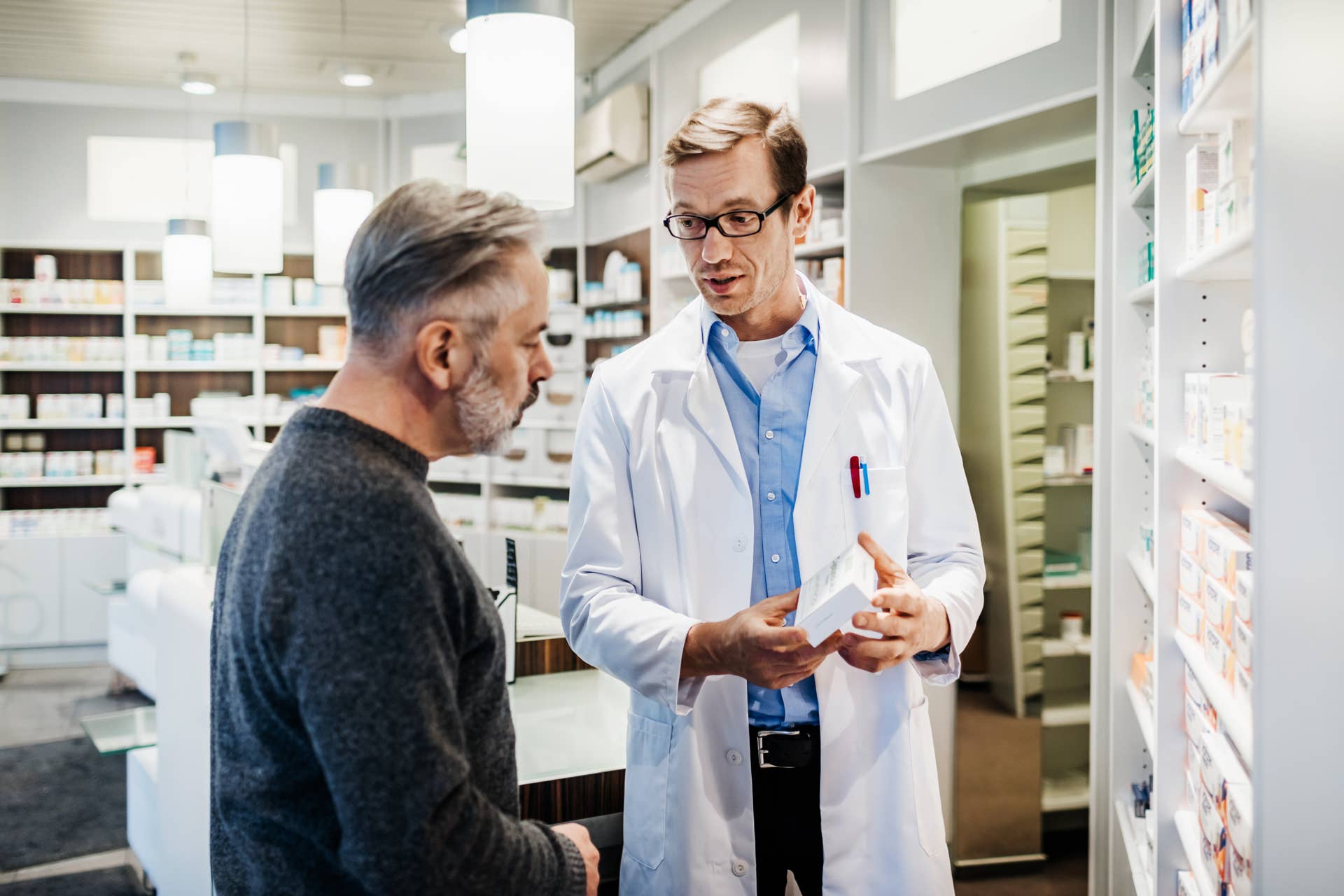 Pharmacist salaries in 2025: Qualifications & job outlook - TheStreet