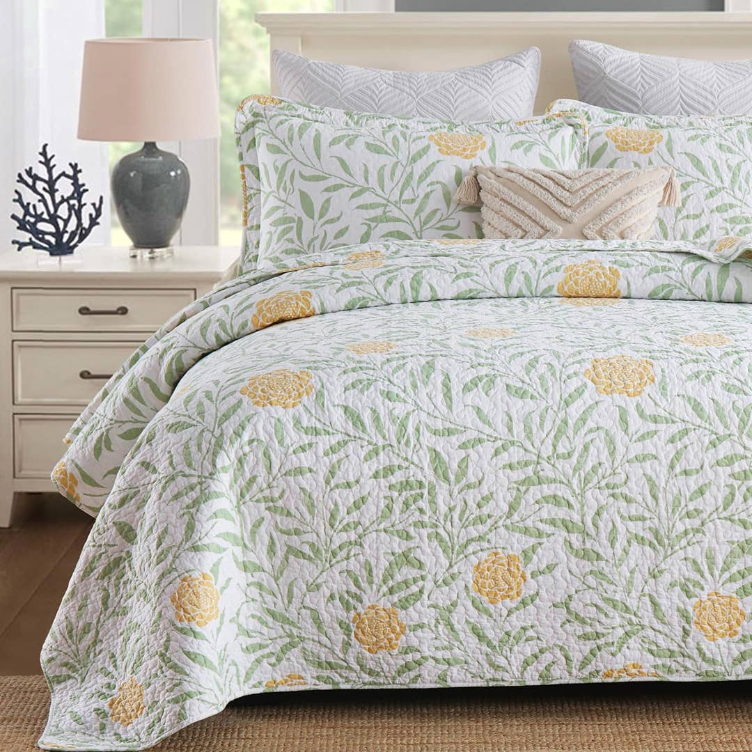 Amazon is selling a $105 cotton quilt set for only $52 - TheStreet