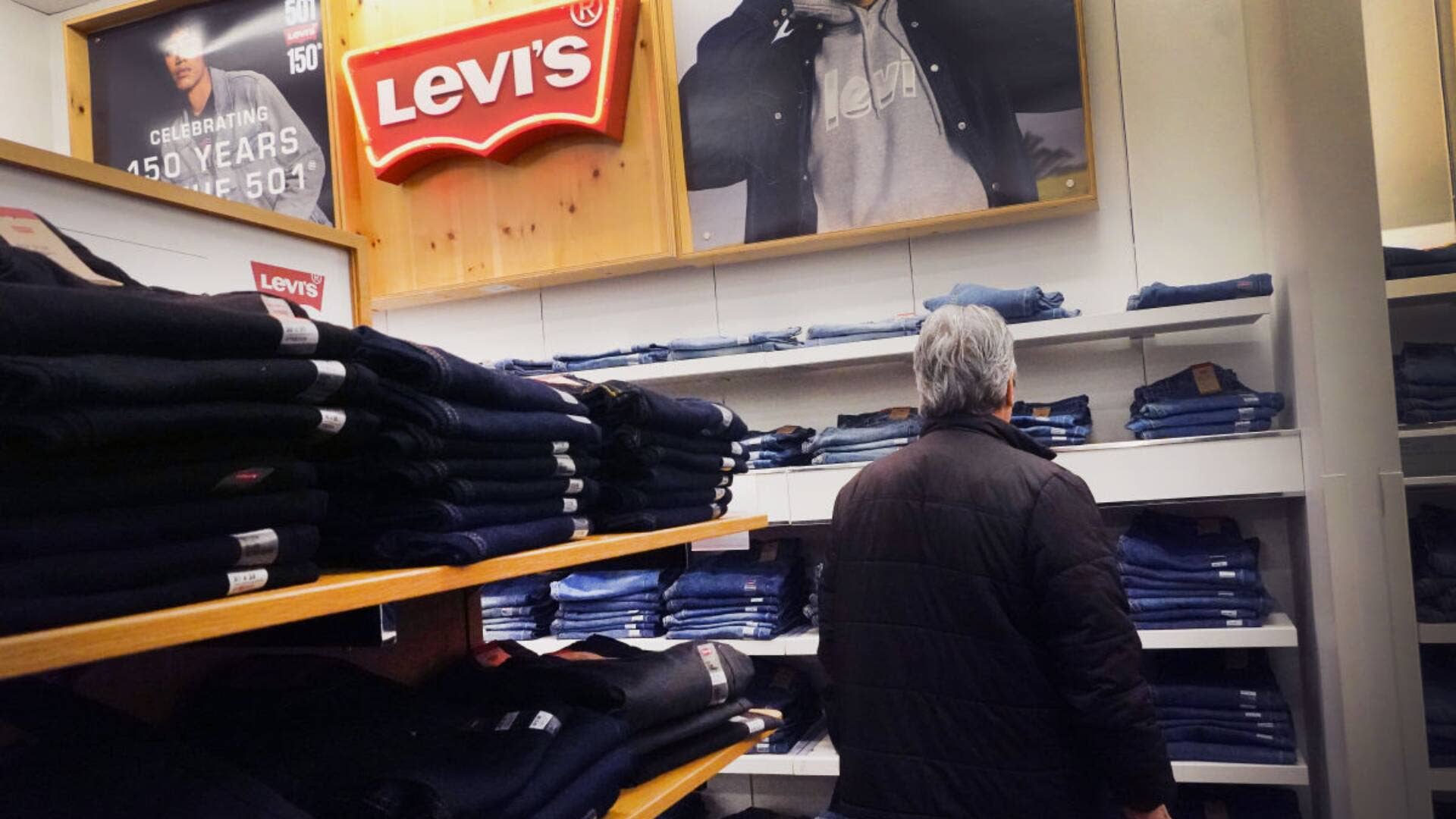 Levi’s CEO sounds alarm bells on concerning consumer trend - TheStreet