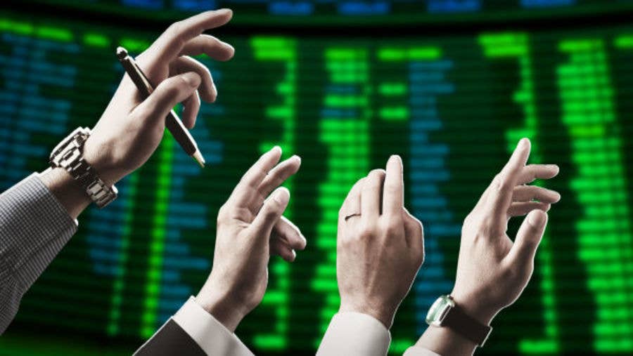 Stock Market Today: Stocks end mixed as tariff, growth worries grip ...