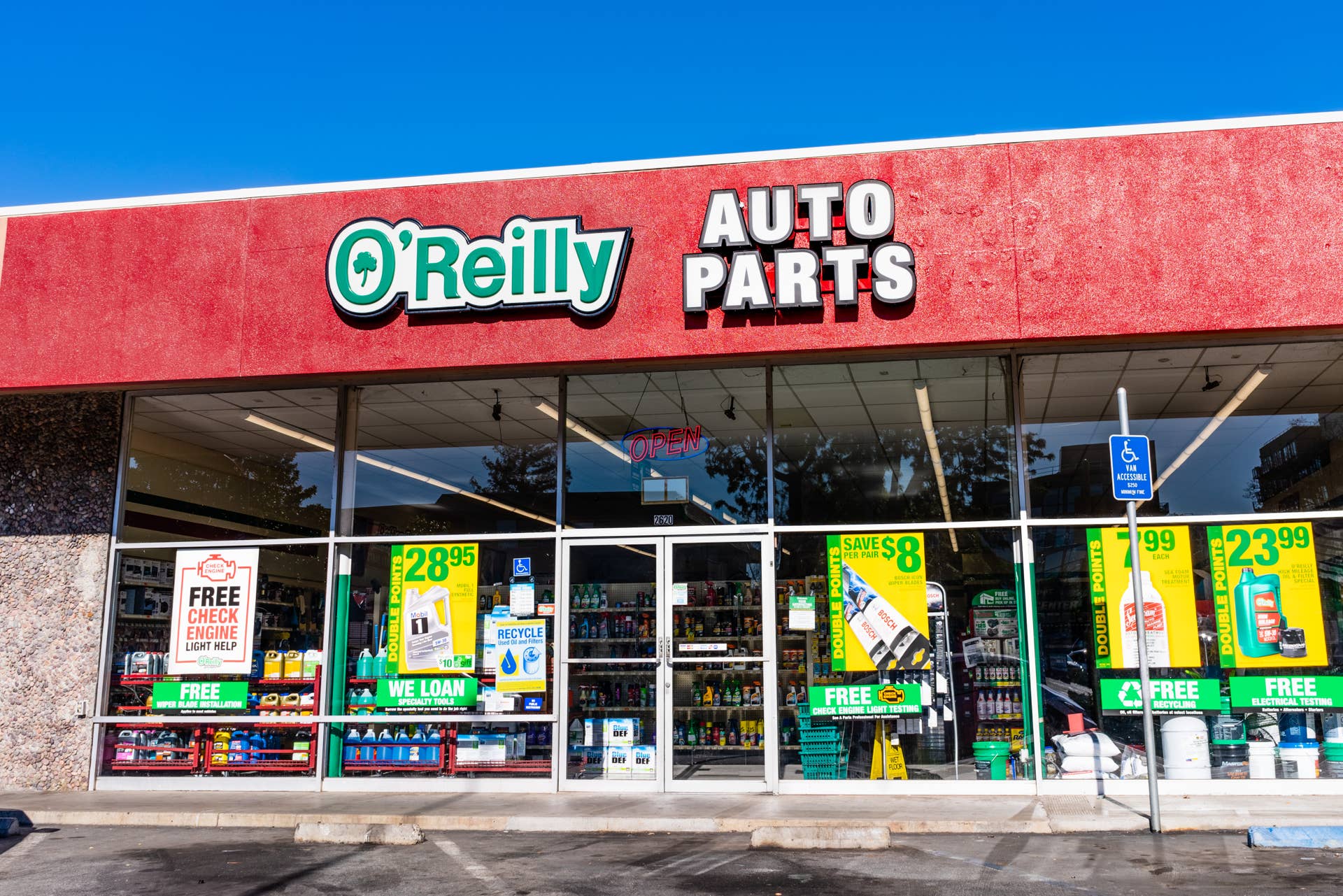 O’Reilly Auto Parts CEO rings alarm on customer behavior - TheStreet