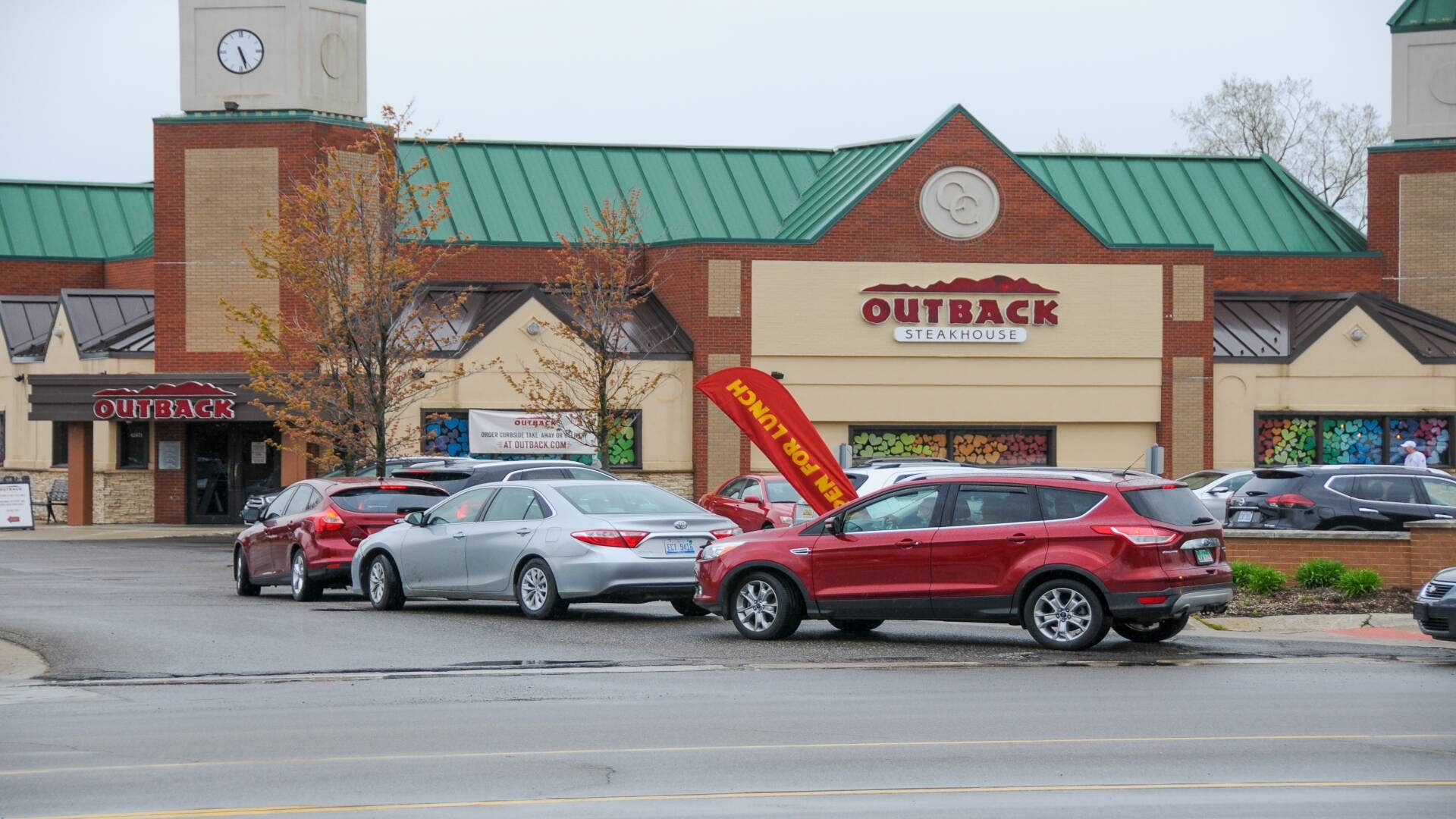 Texas Roadhouse rival shuts down several restaurant locations - TheStreet