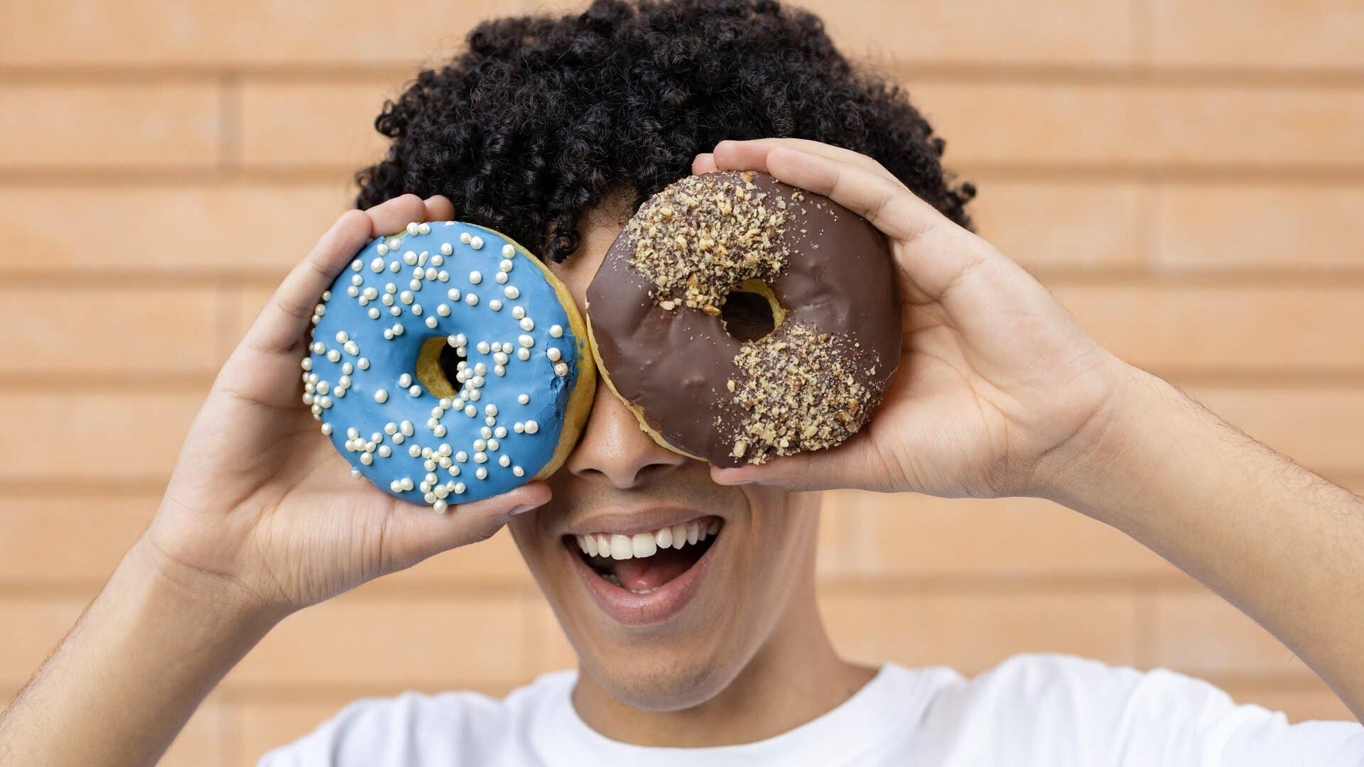 Beloved doughnut chain files Chapter 11 bankruptcy - TheStreet