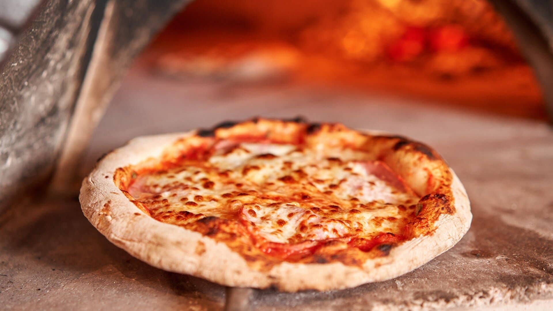 50-Year-Old Pizza Chain Shuts Doors Amid Industry Struggles - TheStreet