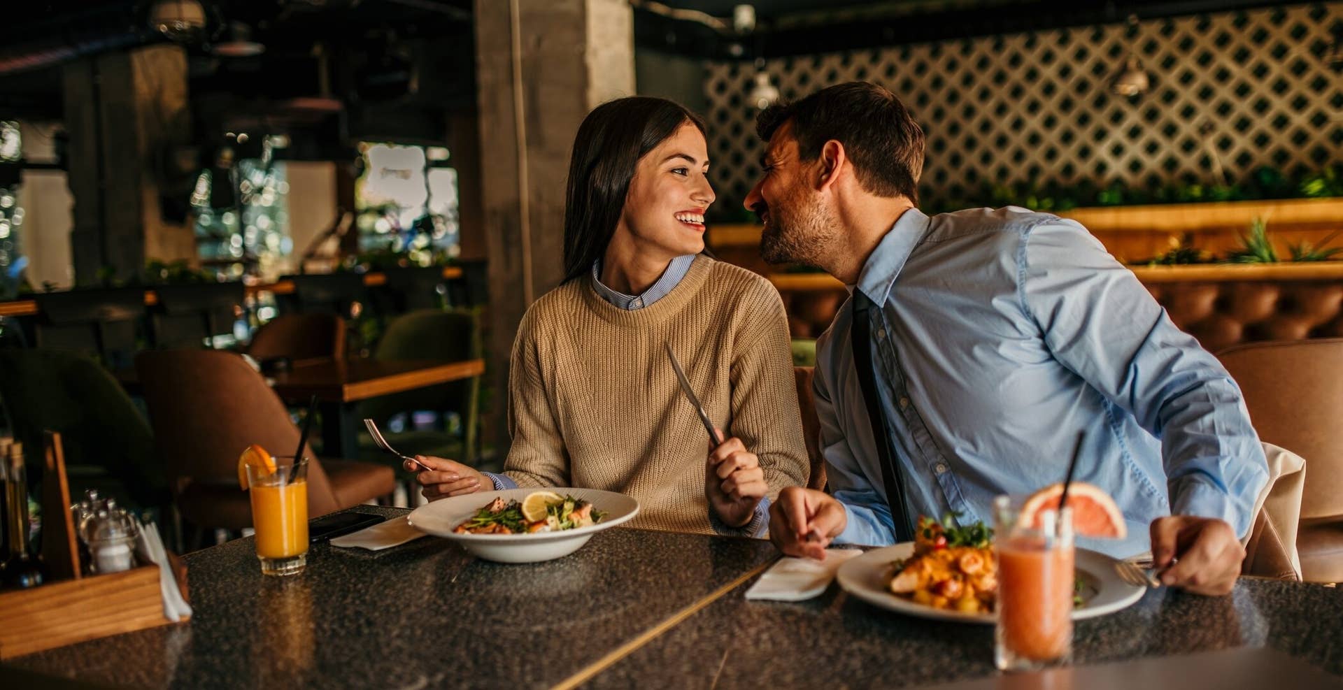 Popular sports bar restaurant chain shuts down multiple locations ...