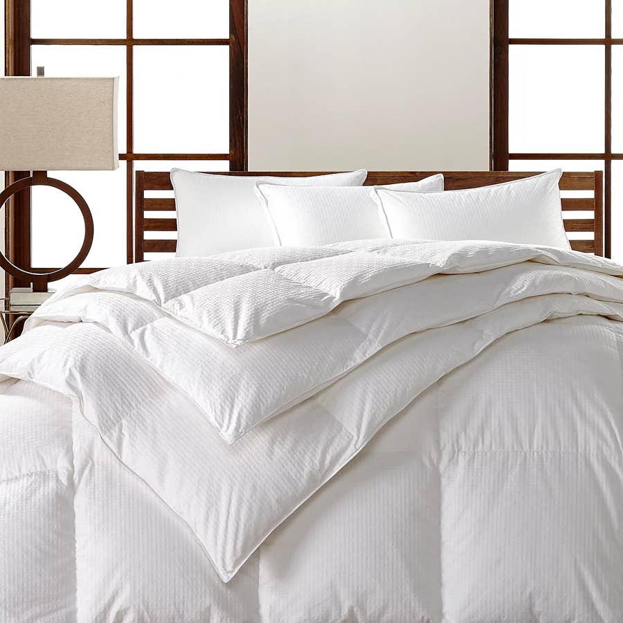 Macy's is selling a $720 down comforter for $288 - TheStreet