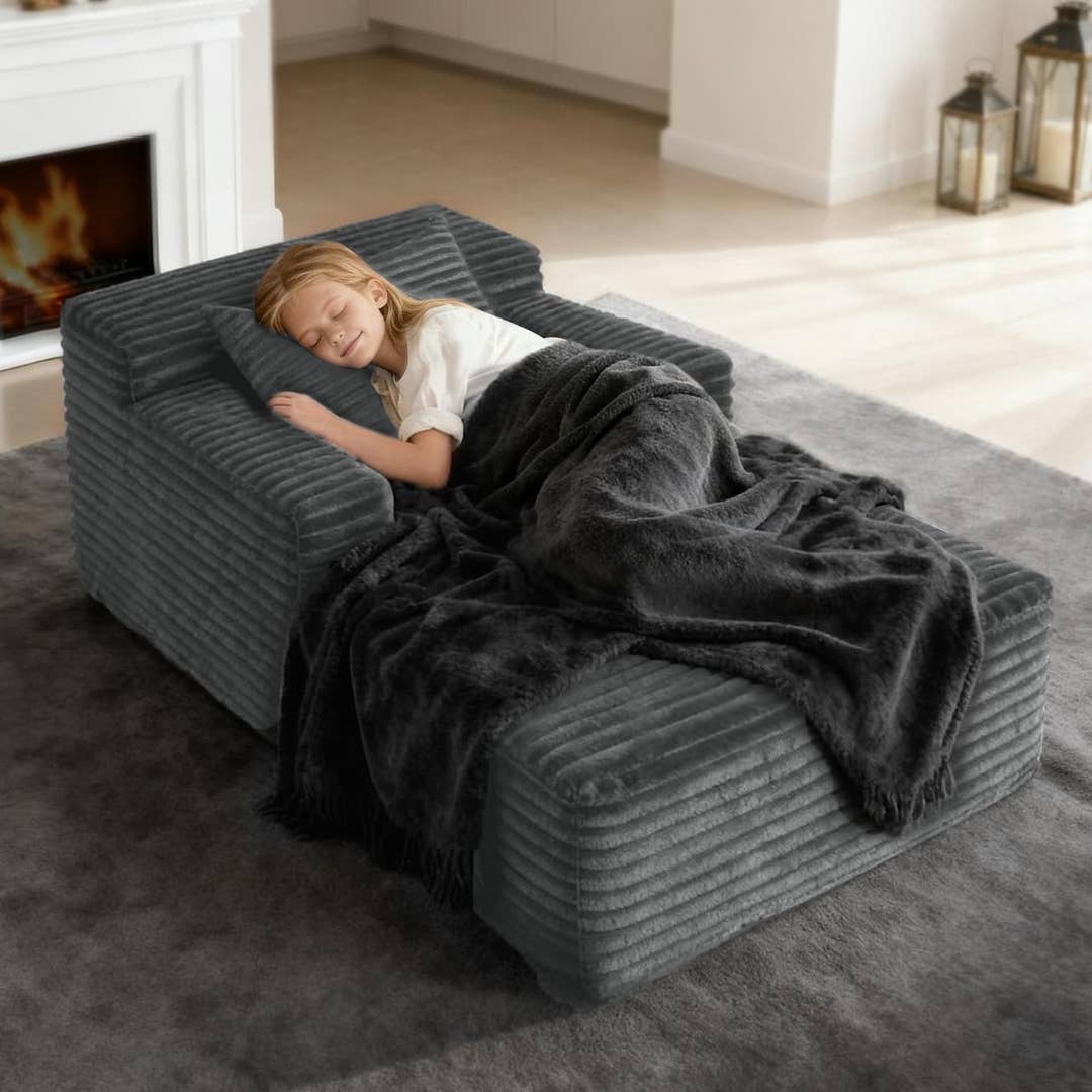 Amazon is selling a $200 lounge chair for $108 - TheStreet