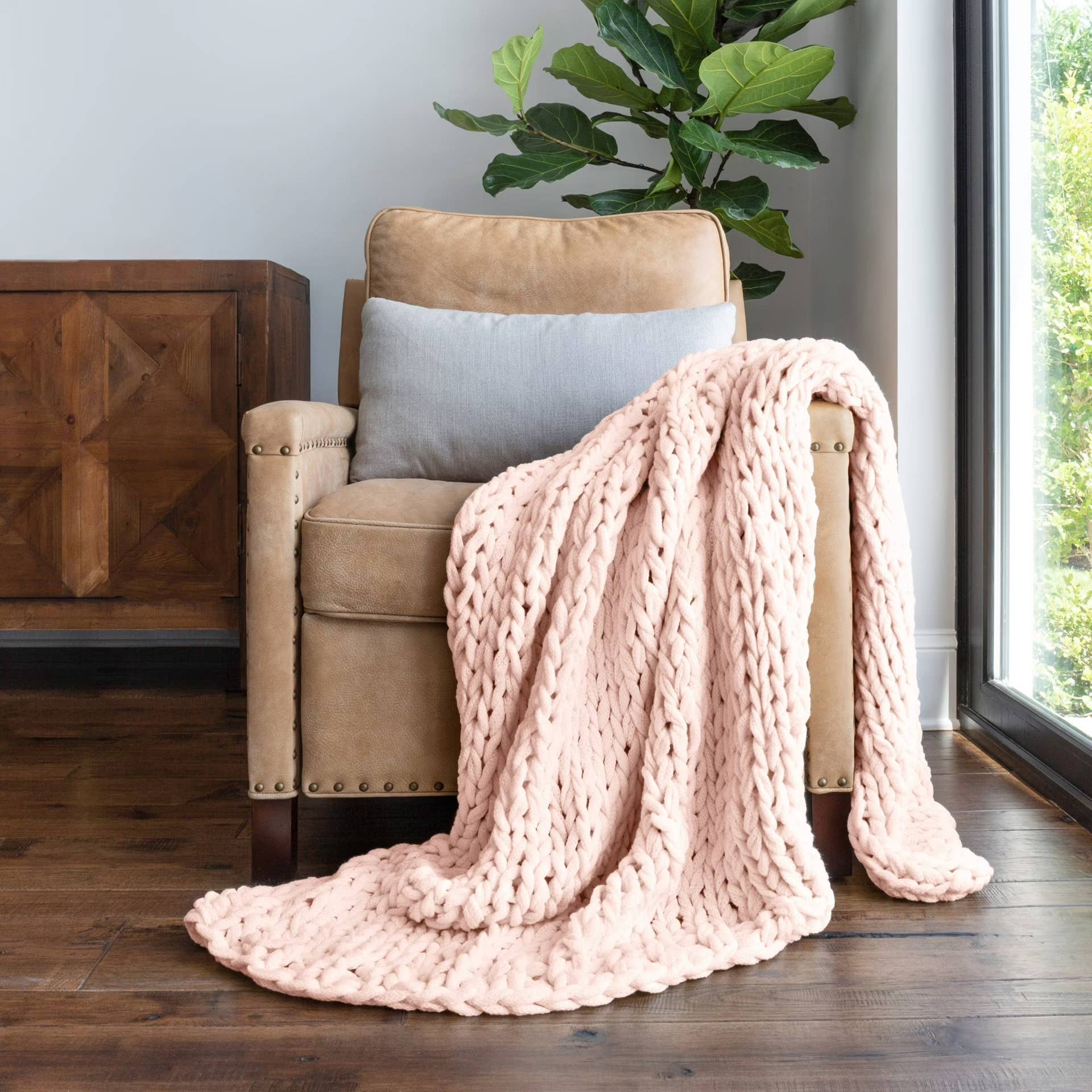 Walmart is selling a $200 chunky throw for just $45 - TheStreet