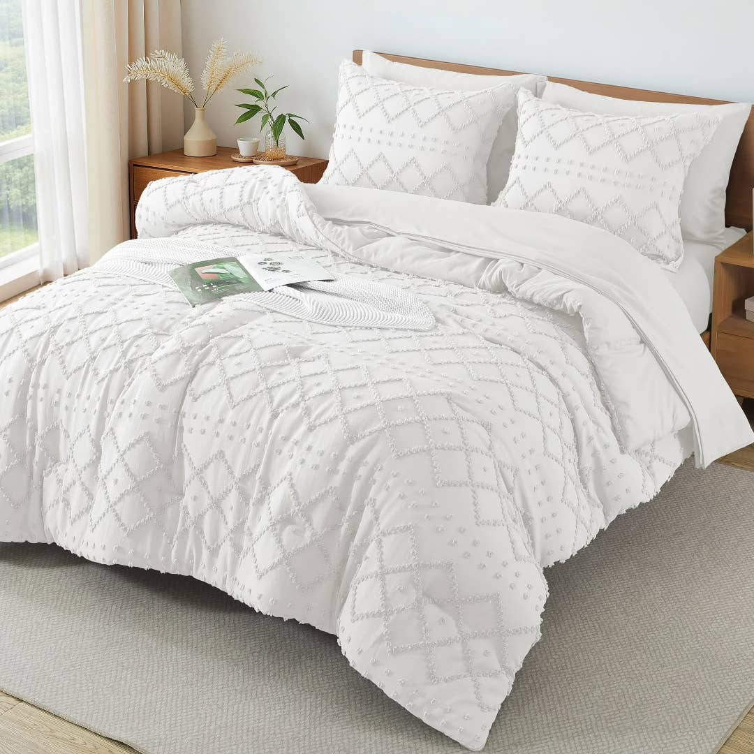 Walmart is selling an $80 comforter set for $46 - TheStreet