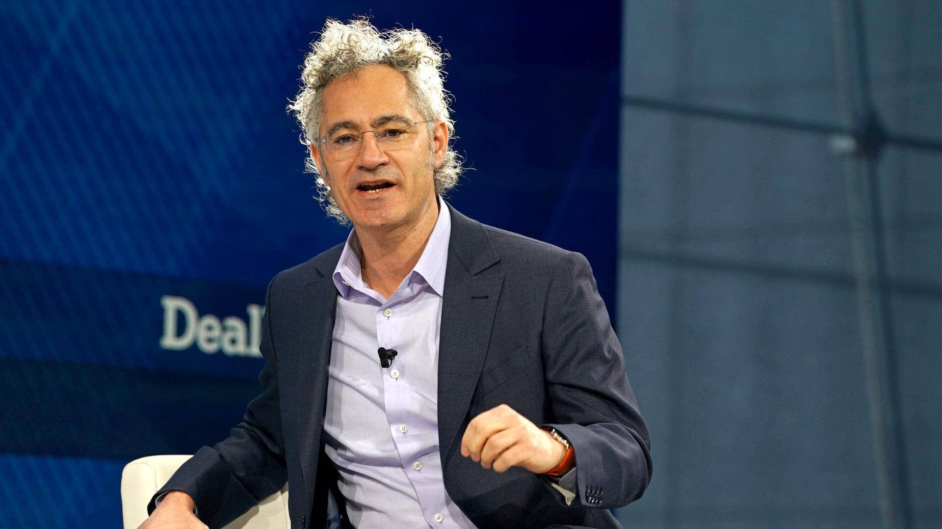 Analyst who bought Palantir below $10 revamps stock price target ...