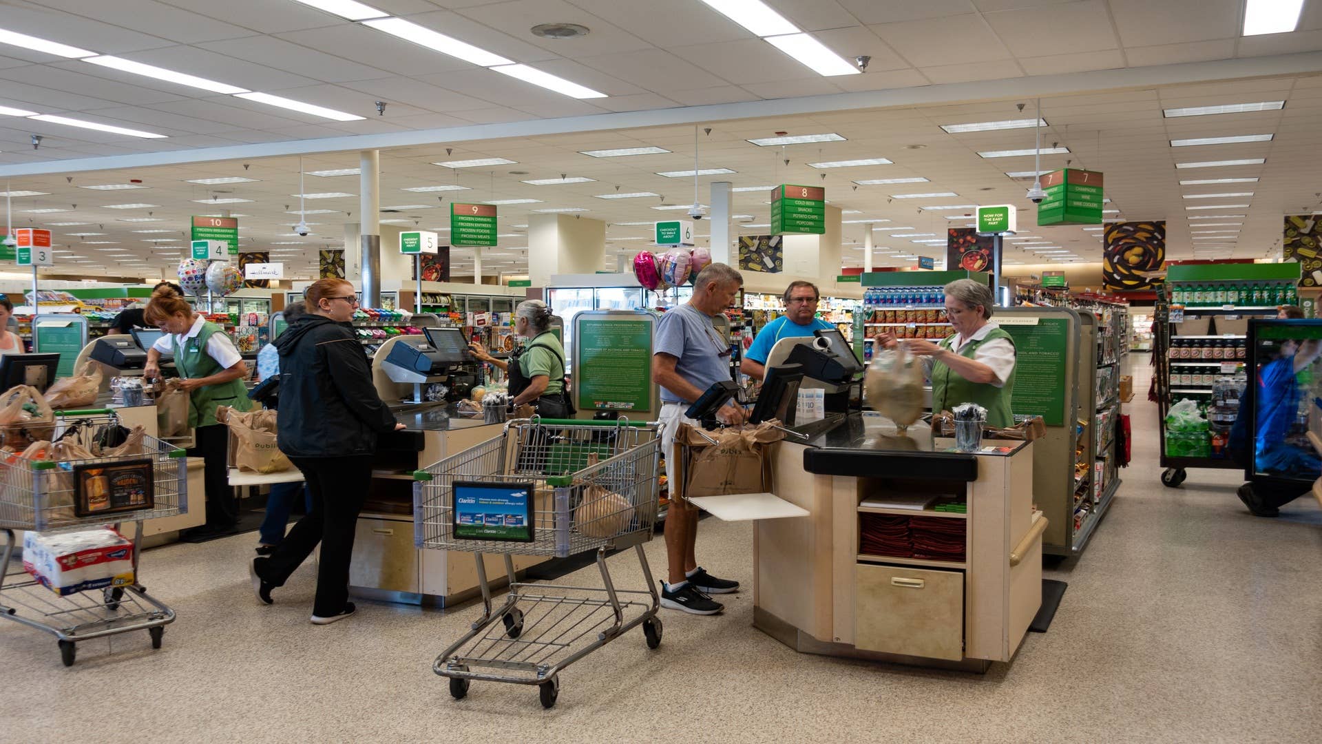 Publix faces consumer boycott threat after store policy change - TheStreet