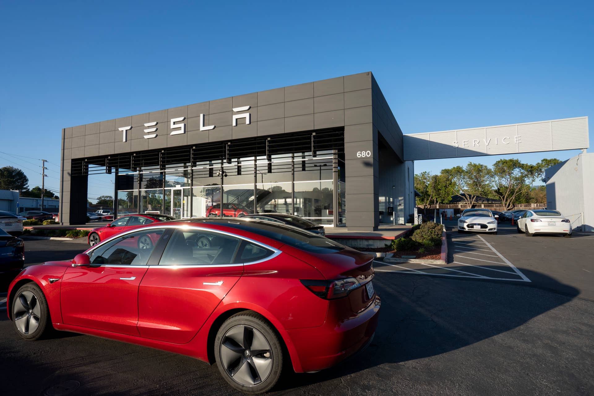 Morgan Stanley tweaks Tesla stock price target with a twist - TheStreet