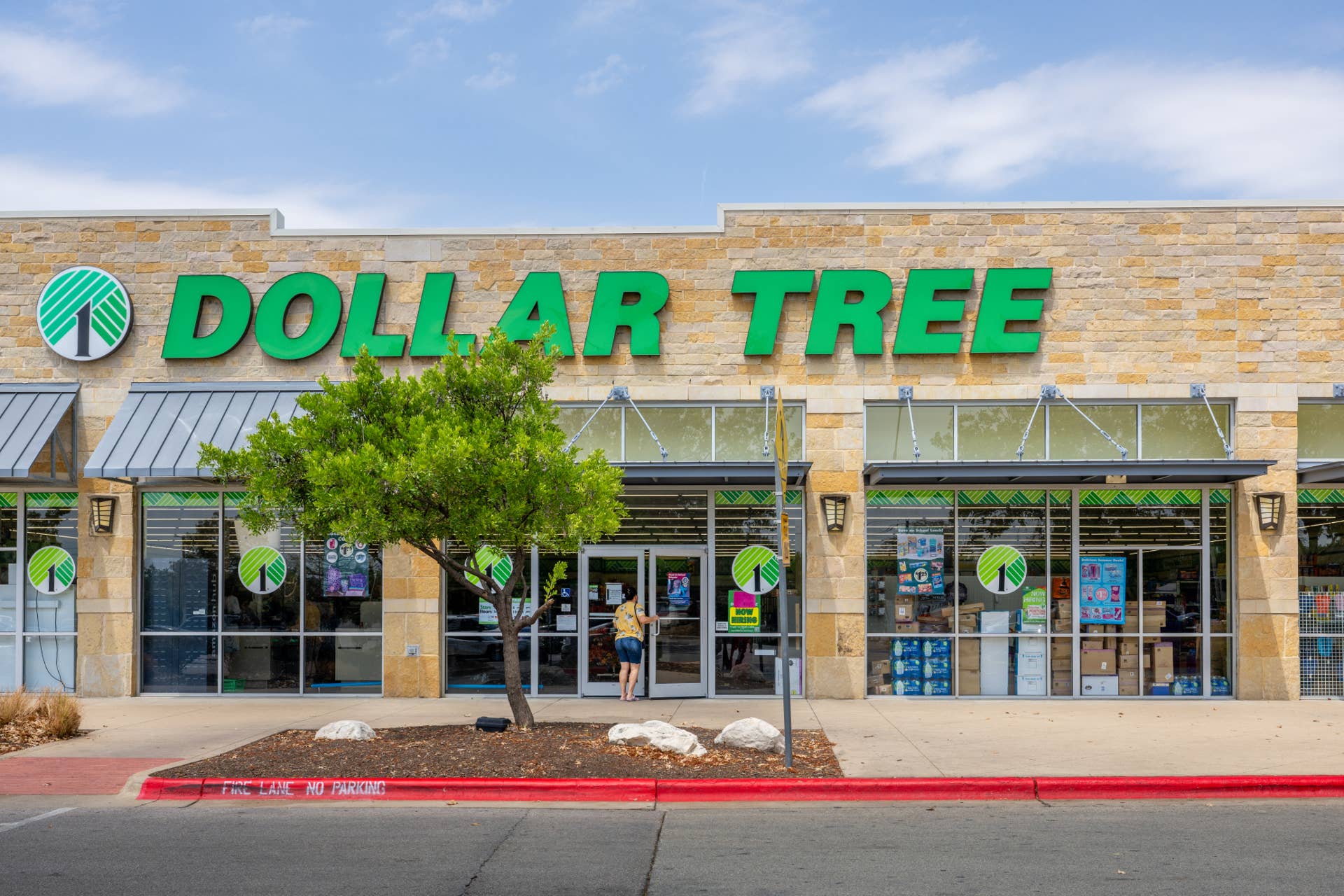 Is Dollar Tree open on New Year's Day? See store's holiday hours ...