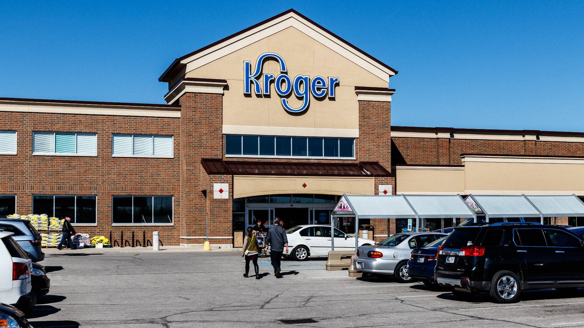 Kroger CEO pledges key changes to boost customer loyalty - TheStreet