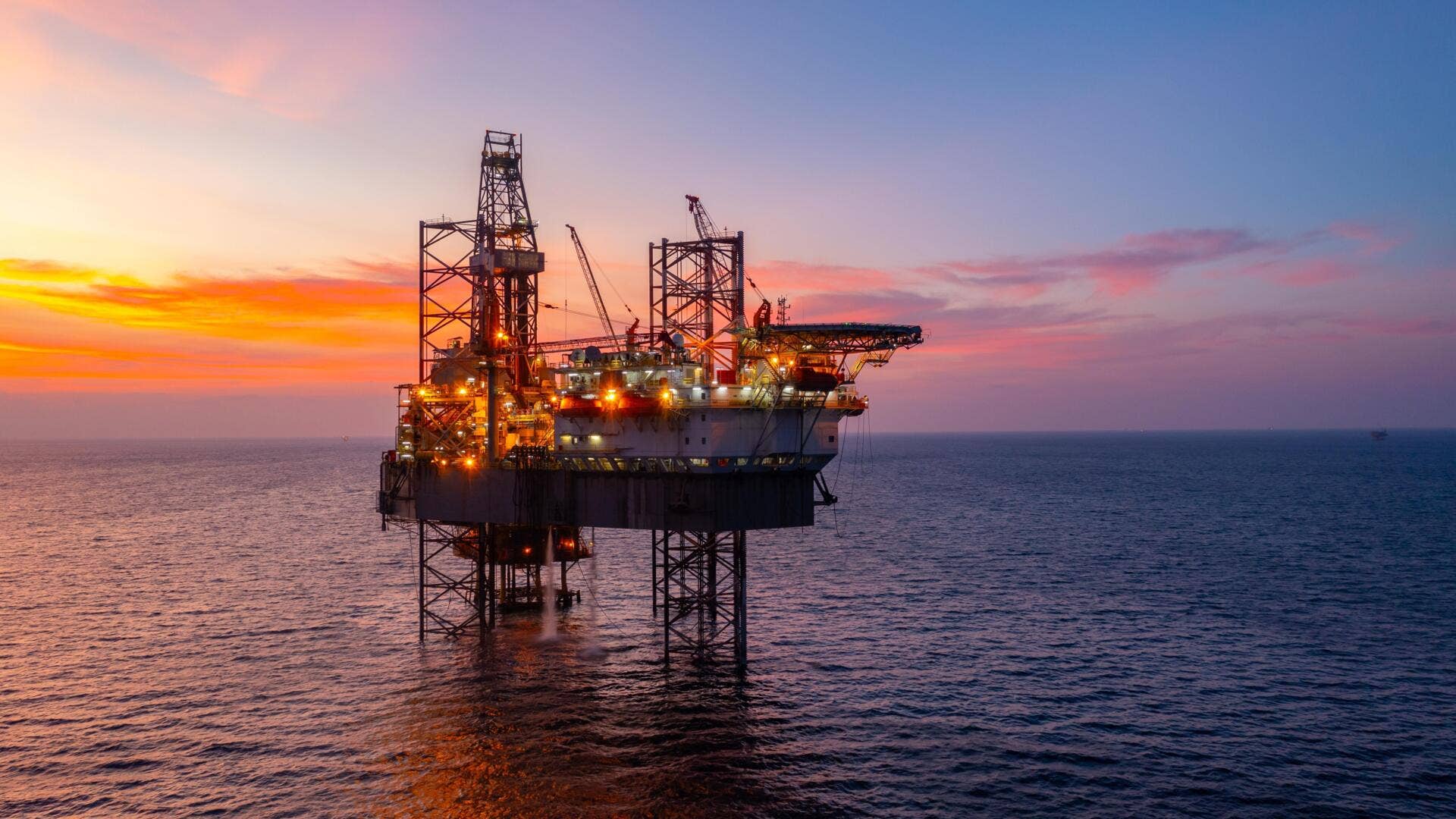 Chevron stock price target resets as oil strategy shifts | CVX - TheStreet