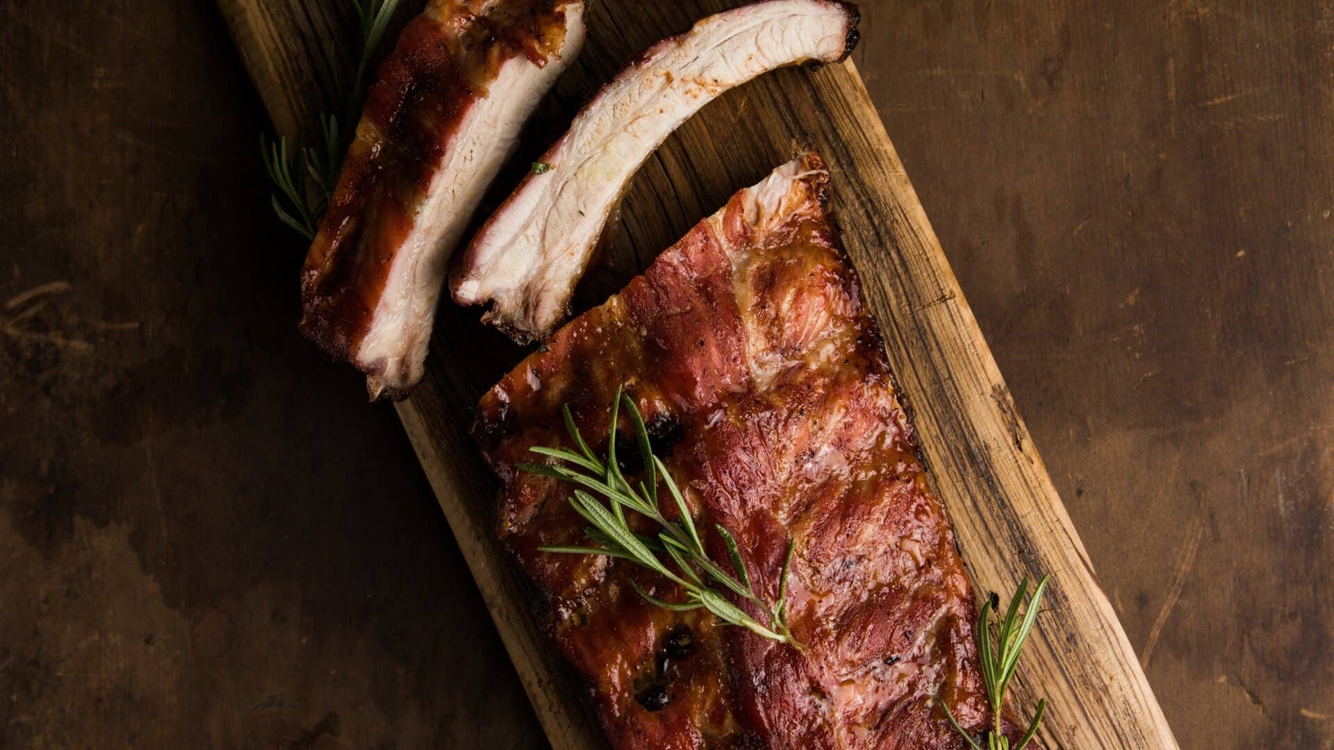 Award-Winning Chef’s BBQ Chain Suddenly Closes - TheStreet