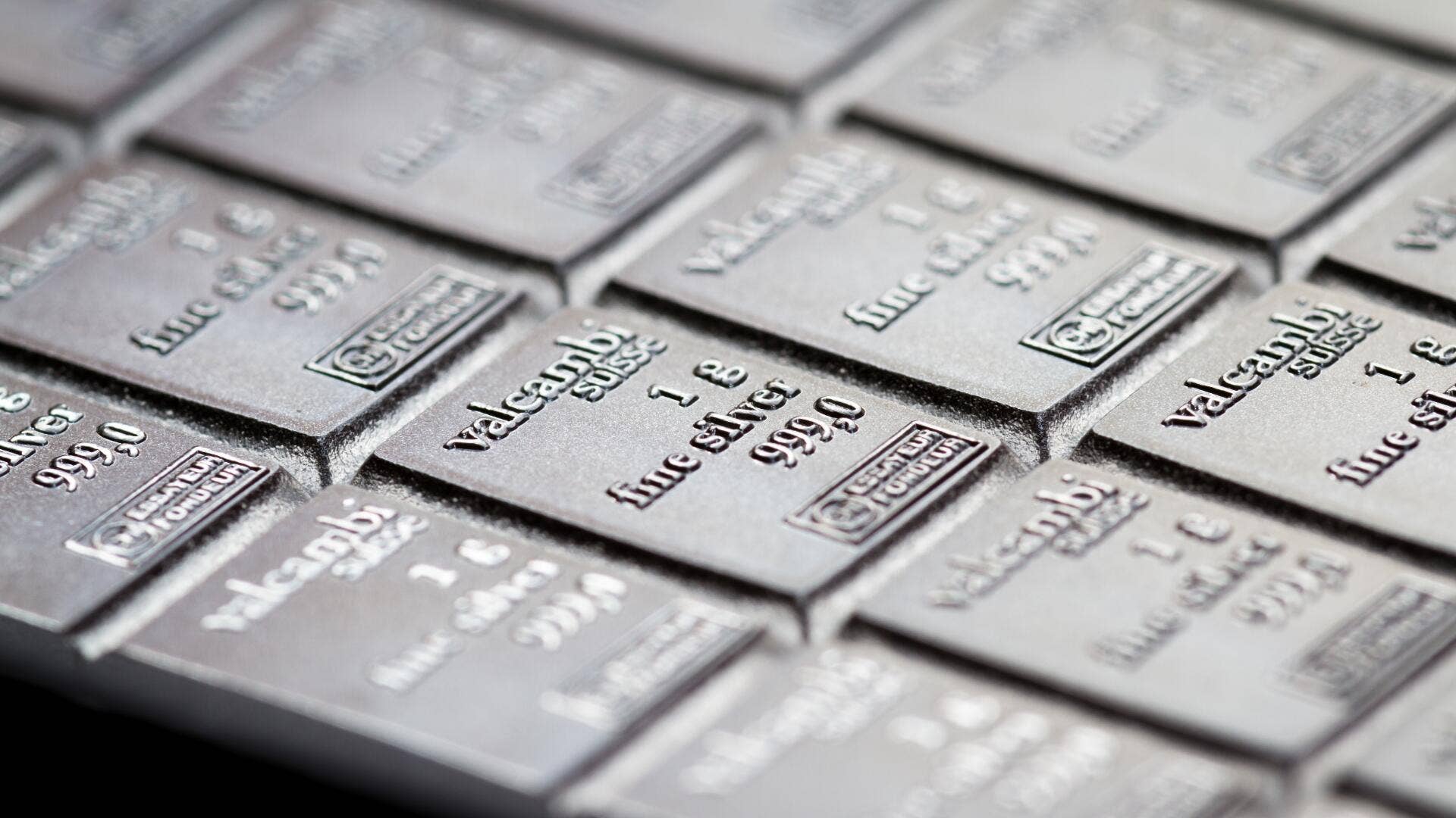 Silver Prices: Analysts Predict 50% Drop as Mania Peaks | SLV - TheStreet