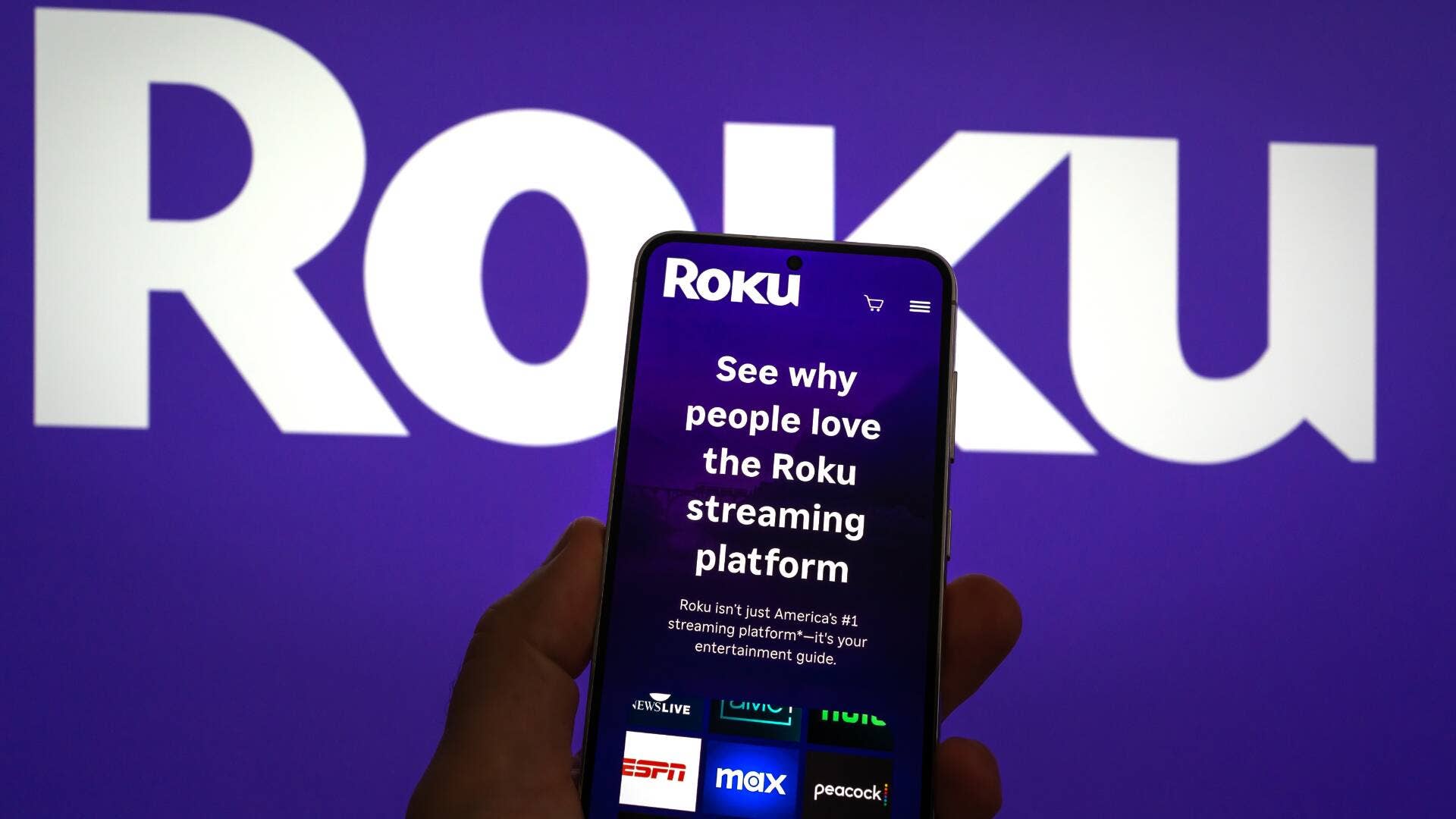 Roku drops customer surprise amid shifting audience behavior - TheStreet