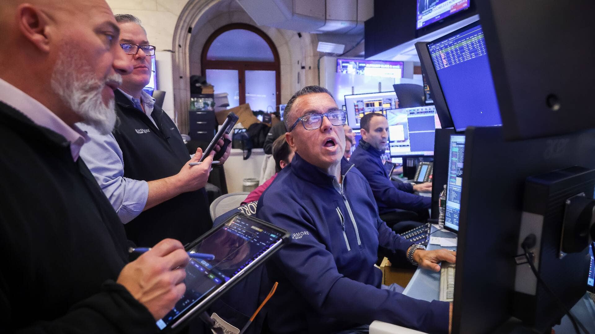 Mag 7 Stocks Face Brutal Reality Check After $200B AI Bill - TheStreet