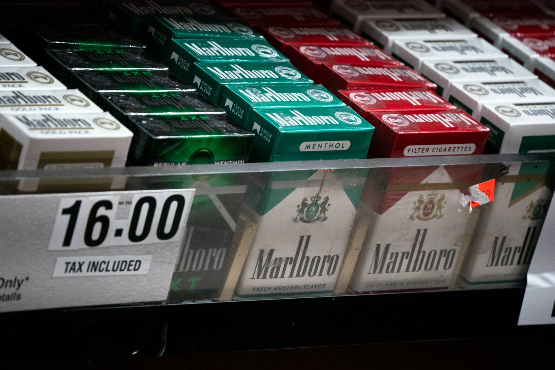 Philip Morris sends workers harsh message | PM - TheStreet