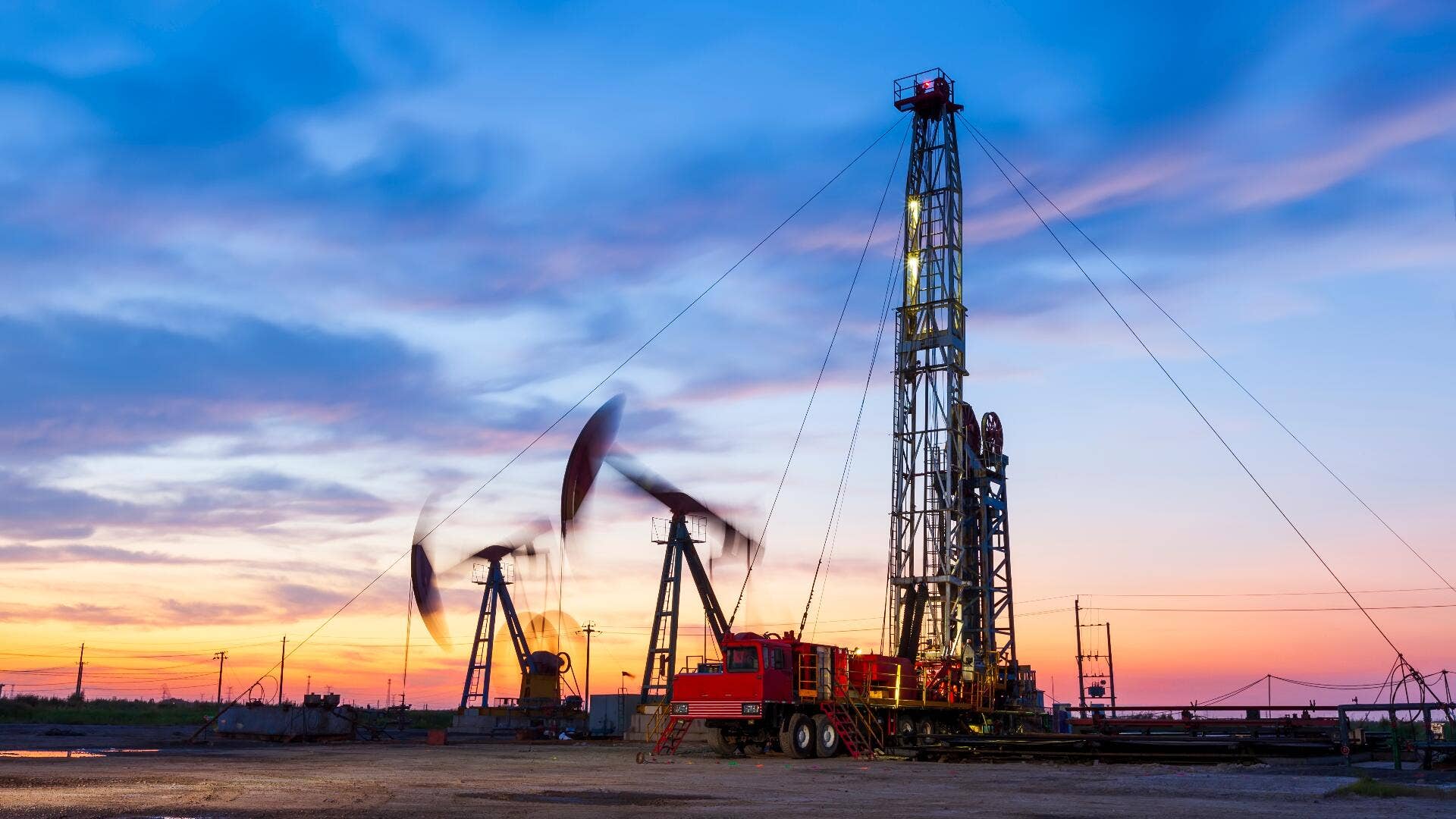Exxon Mobil pays $17 billion in dividends as oil hits $110 | XOM ...