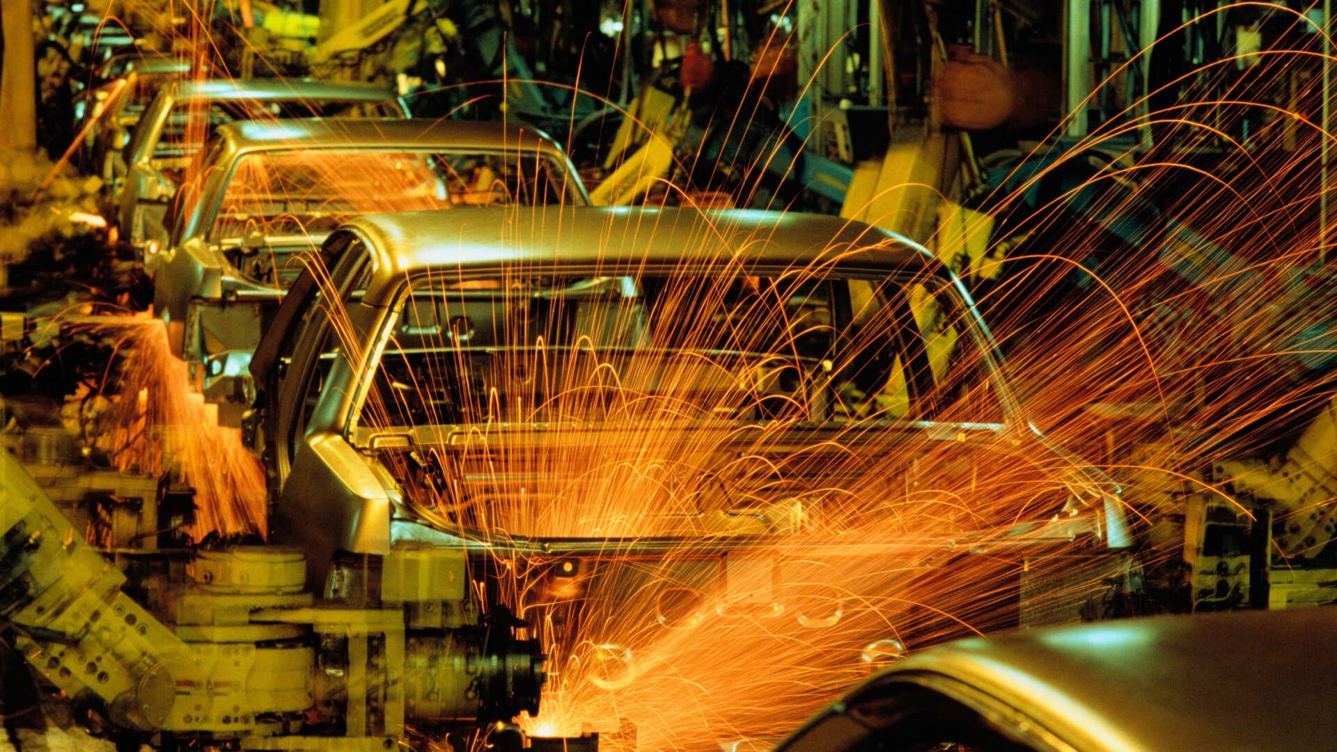 General Motors raises dividend by 20% after record profit | GM - TheStreet