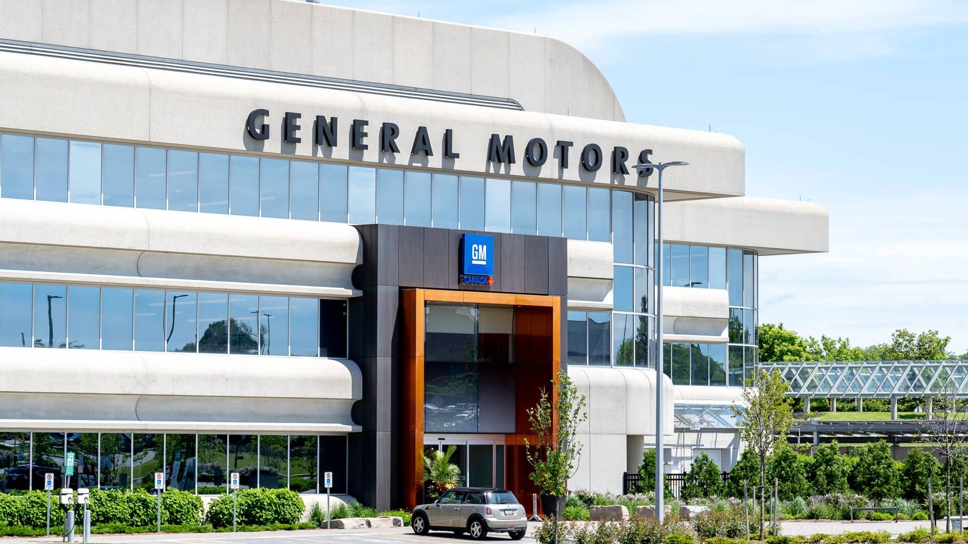 General Motors raises dividend by 20% after record profit | GM - TheStreet