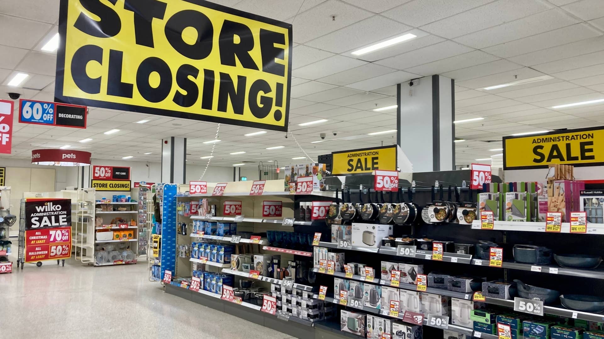 The Giant Company acquires stores as owner exits market - TheStreet
