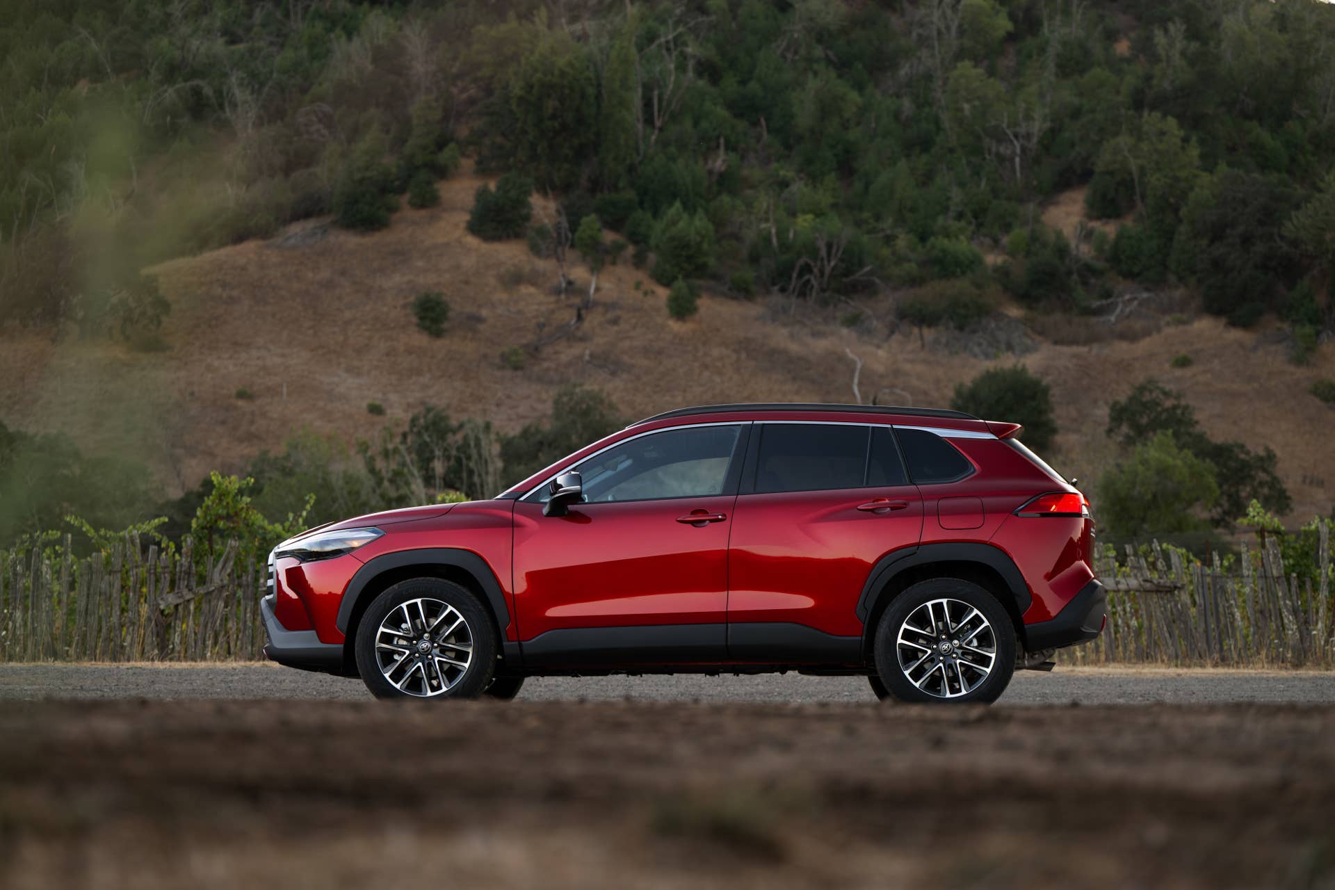 These are the 5 most reliable compact SUVs, says Consumer Reports ...
