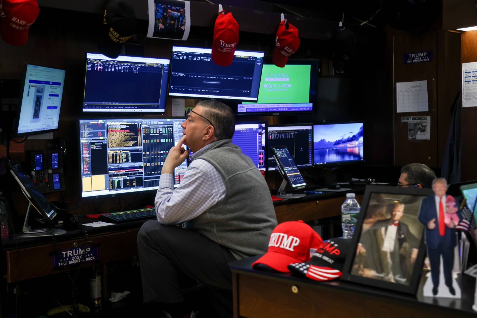 J.P. Morgan spots surprise opening in turbulent stock market - TheStreet